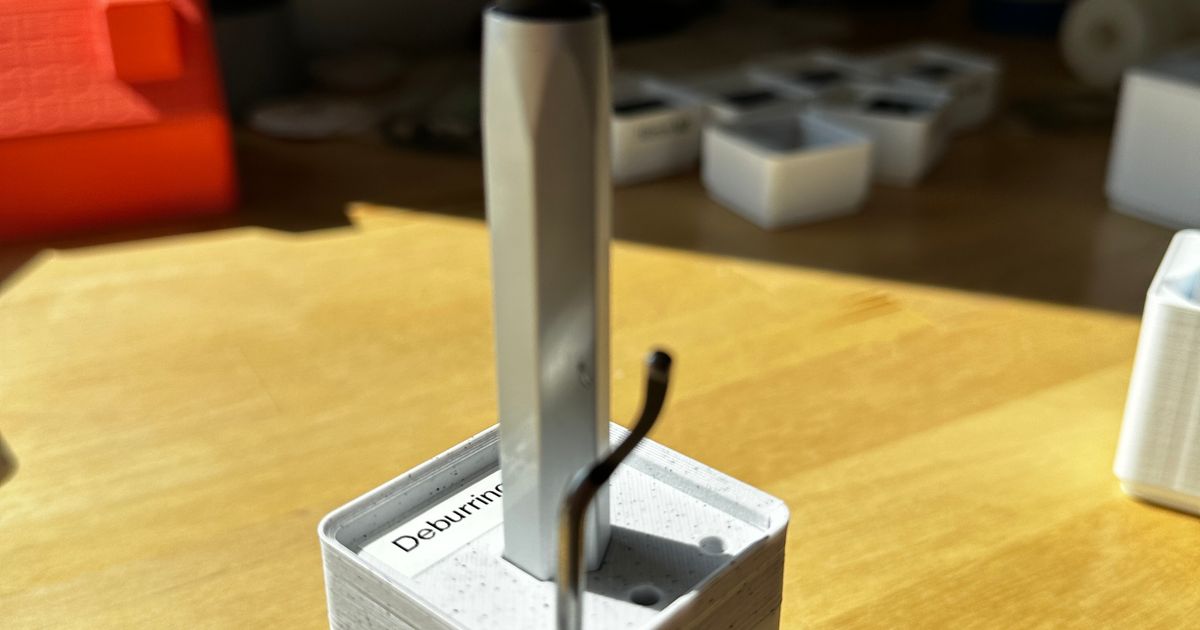 Gridfinity Deburring Tool Holder by robthewinner | Download free STL model | Printables.com