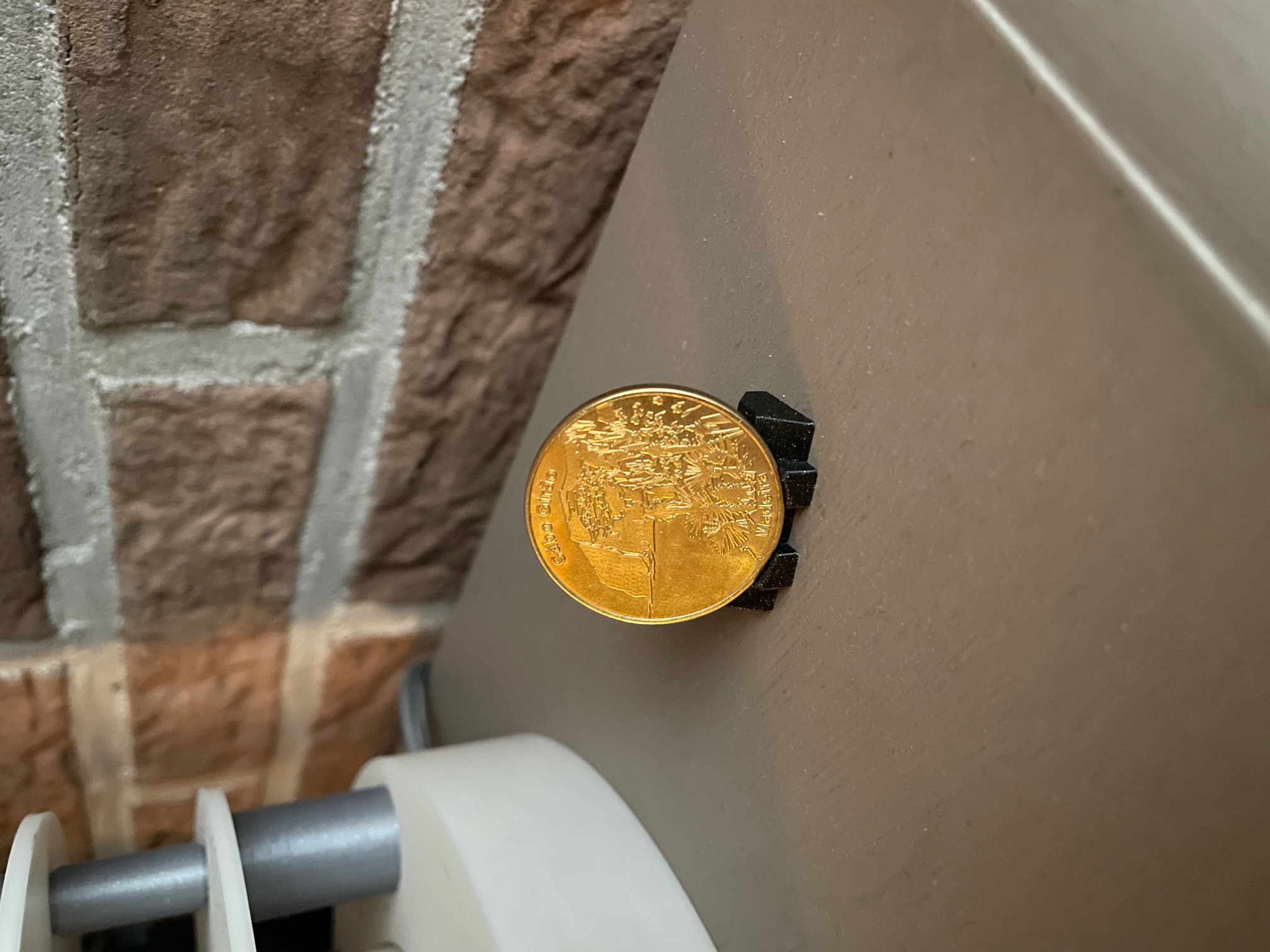 Coin Display Stand by m0dule | Download free STL model | Printables.com