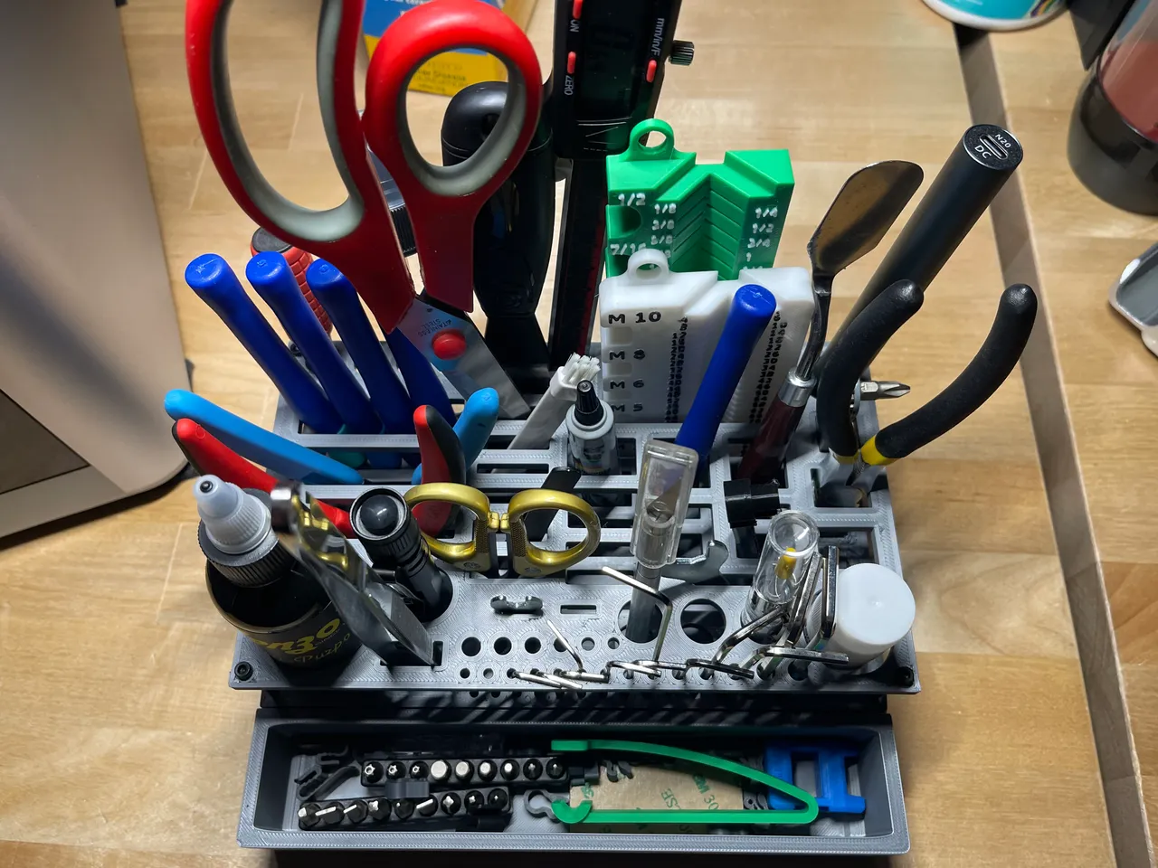 Desktop Tool Organizer by SomeZ3D | Download free STL model ...