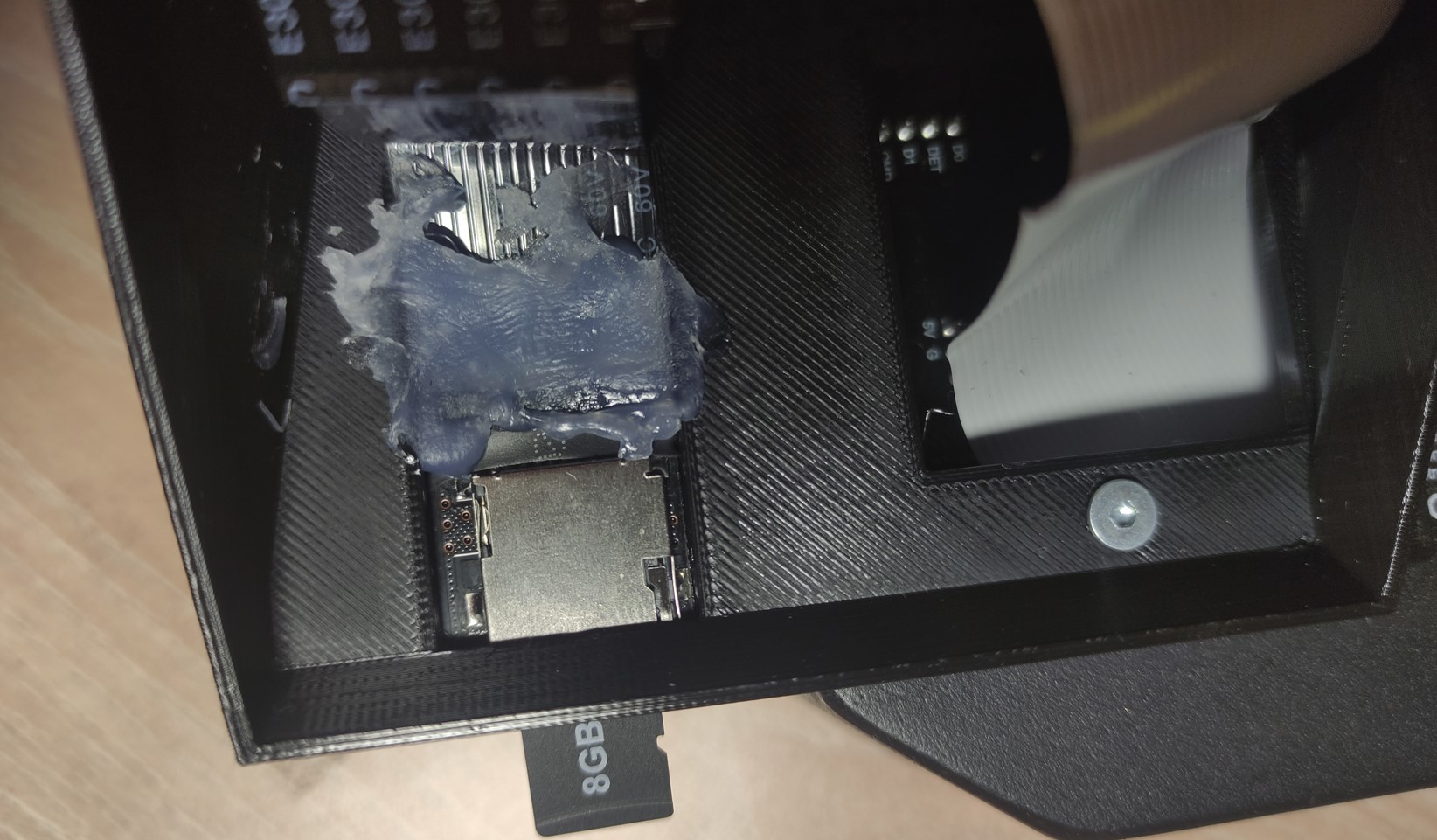 KP3S PRO Display Frame with SD Card Slot by Zemlos | Download free STL ...