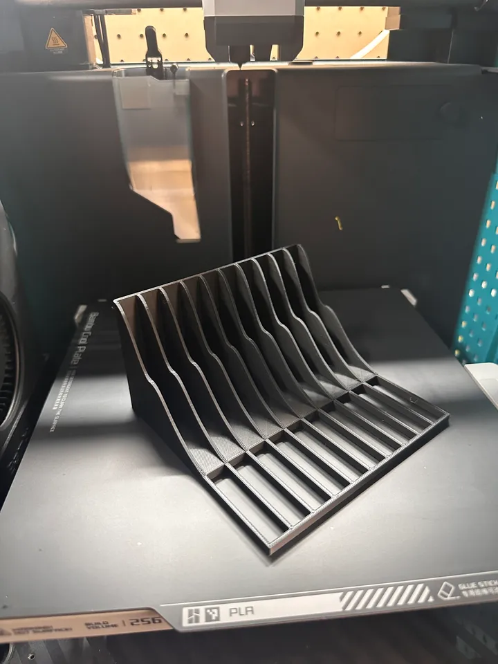 CD Stand / Holder (Parameterized) by Nathan | Download free STL model ...