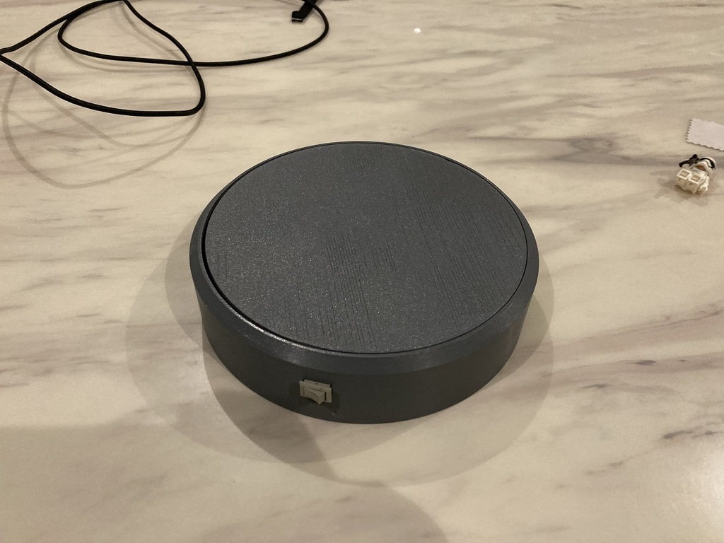 Simple Clean rotating display stand by LordEvilFish3DP | Download free ...