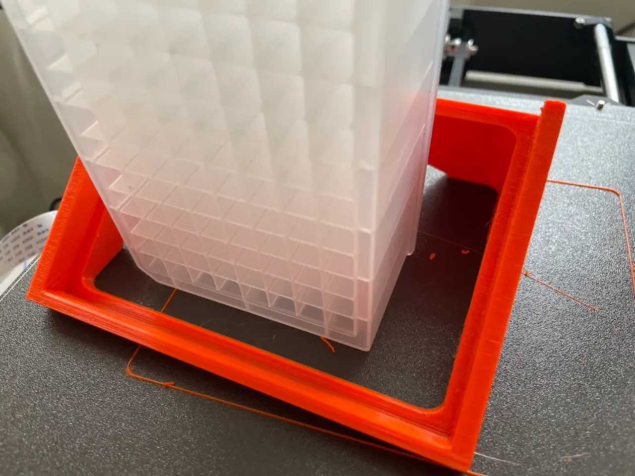 96 Deep Well 38Degree PCR tray stand by VK3BQ | Download free STL model ...