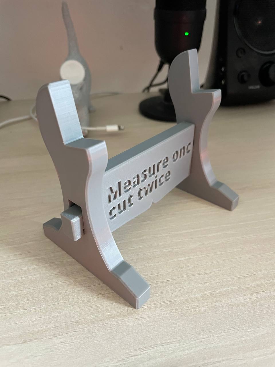 Caliper Kake (katana stand for calipers) by SlothSabotage | Download free STL model | Printables.com