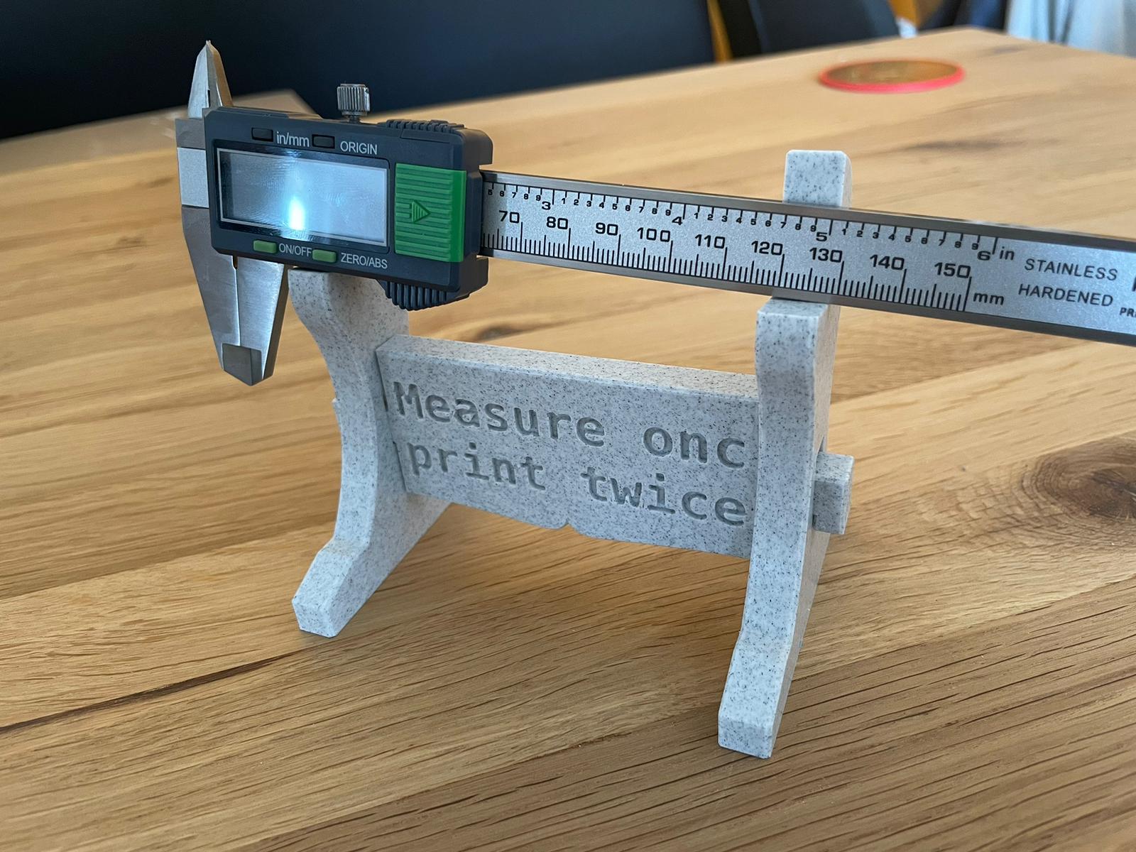 Caliper Kake (katana stand for calipers) by SlothSabotage | Download free STL model | Printables.com