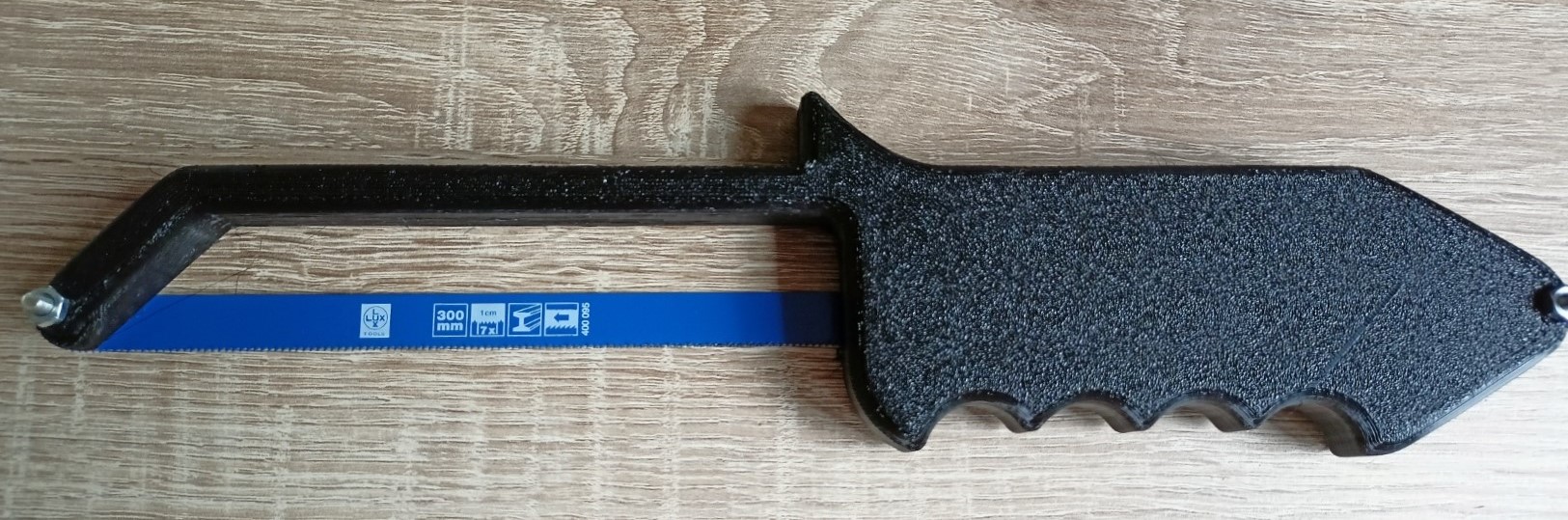 Hand saw - 300 mm blades (printable on 220x220 bed) by Polymentor ...