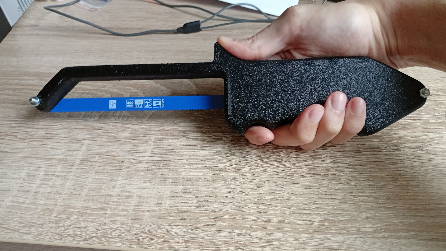 Hand saw - 300 mm blades (printable on 220x220 bed) by Polymentor ...