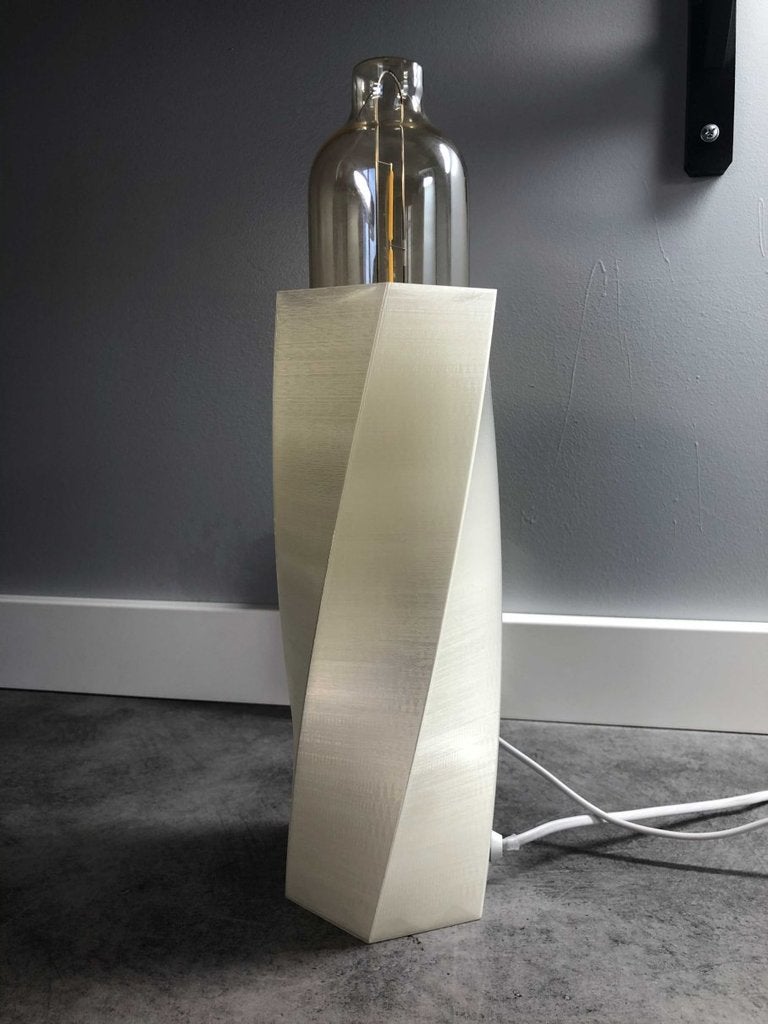 Twisted lamp by dancan13f | Download free STL model | Printables.com