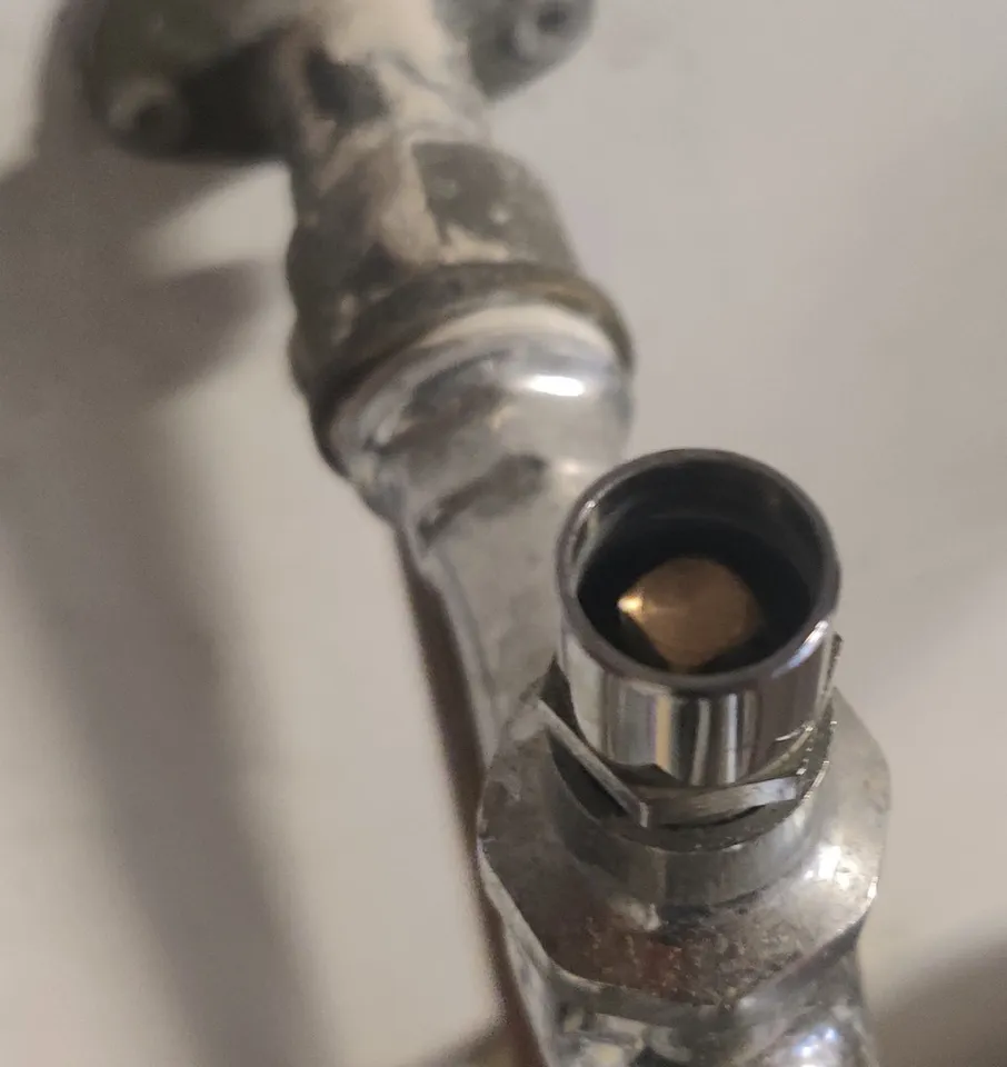 Square key - water tap - 6.1mm by Patrick van der Leer | Download free ...