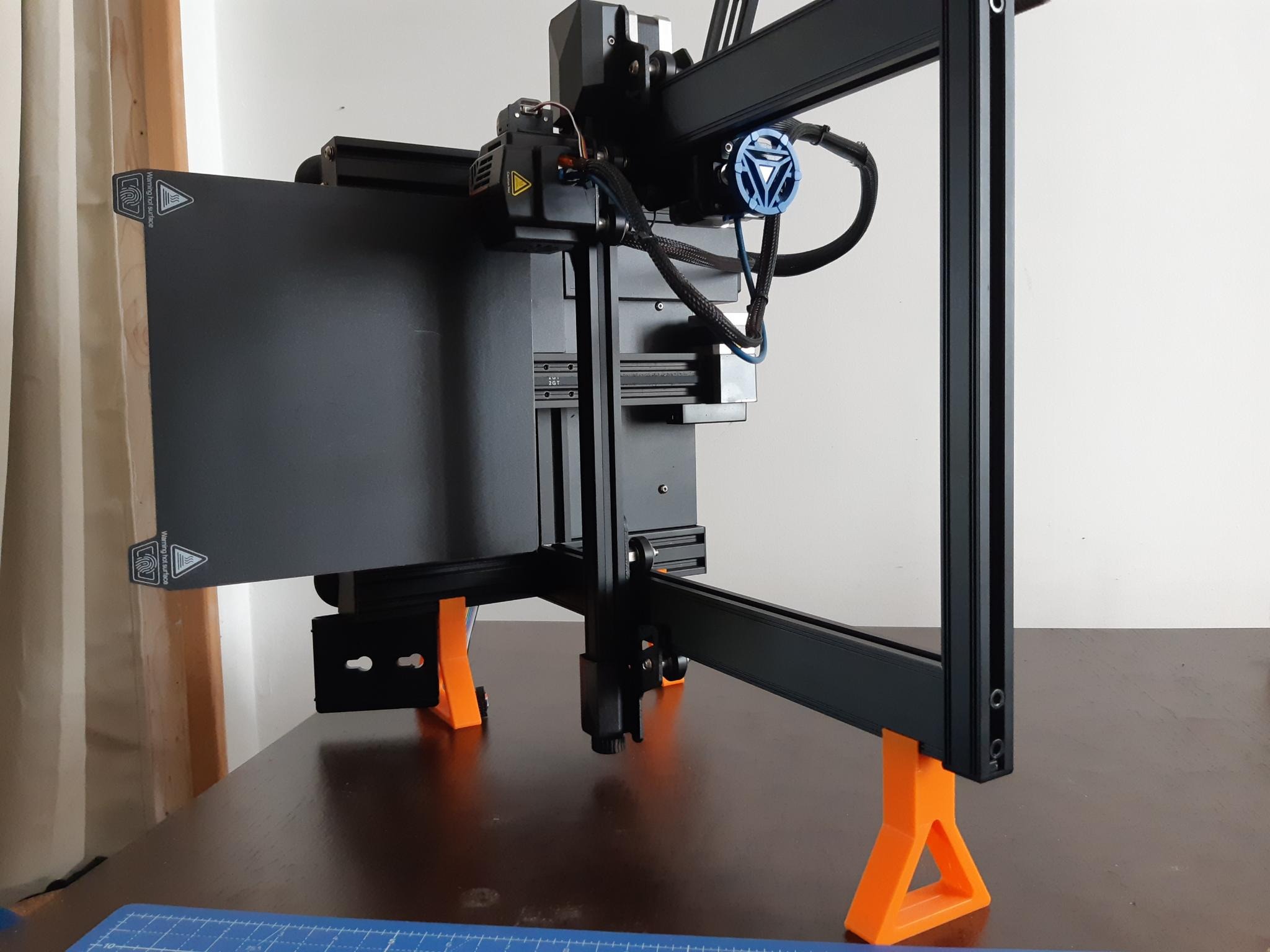Ender 3 V2 Neo 20mm maintenance stand by Cédric | Download free STL ...