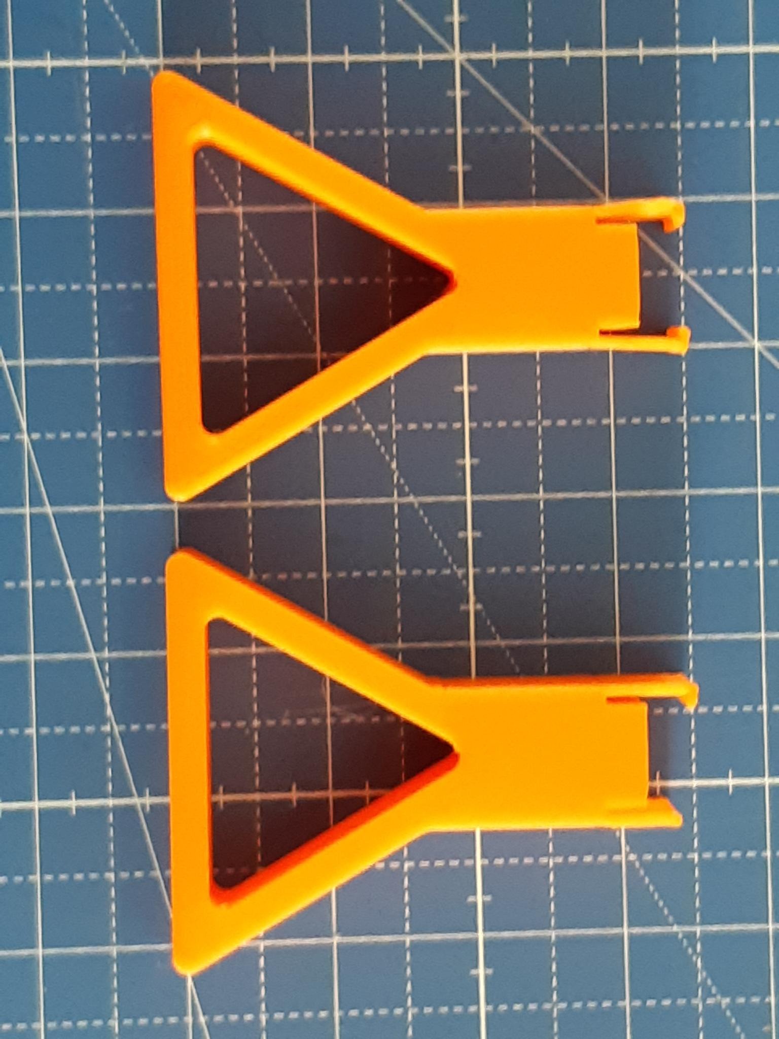 Ender 3 V2 Neo 20mm maintenance stand by Cédric | Download free STL ...