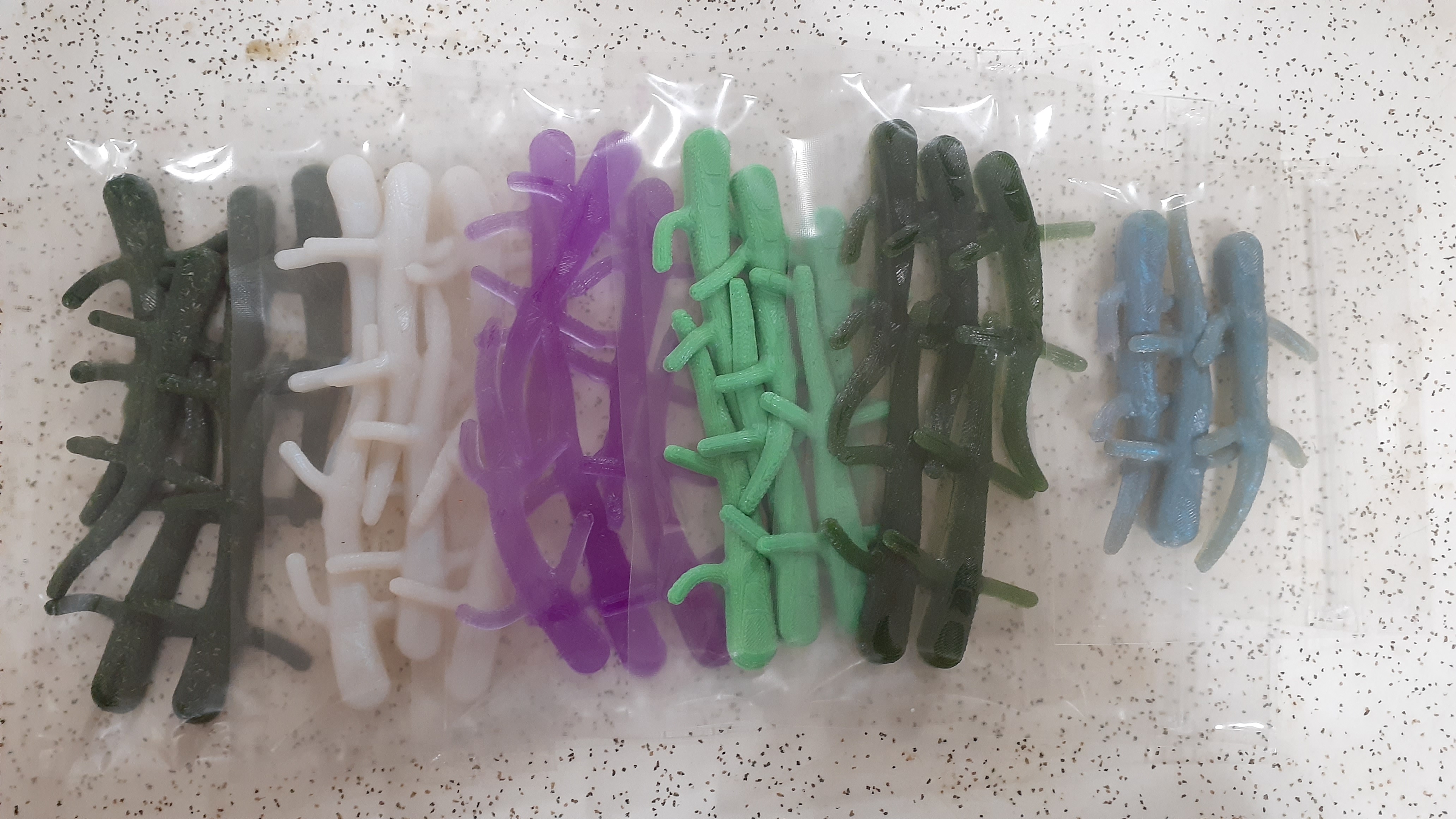 4 inch lizard soft plastic lure mold por Otto Bartley | Descargar ...