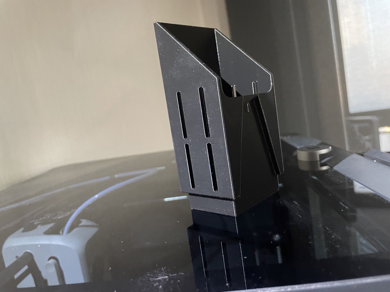 Bambulab Starter Kit (Side Spool Holder & Easy Chute Bin) by KaanB ...