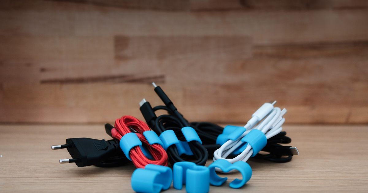 Cable Clip / Cable Organizer - super easy to print by MakerTom ...
