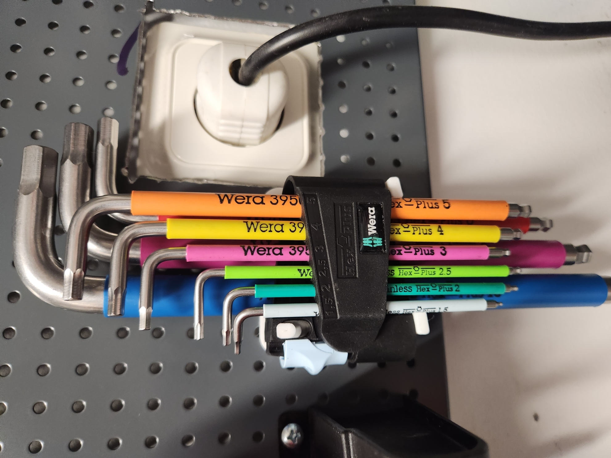 Wera Hex Plus toolset holder for pegboard (parametric) by Fidreus | Download free STL model ...