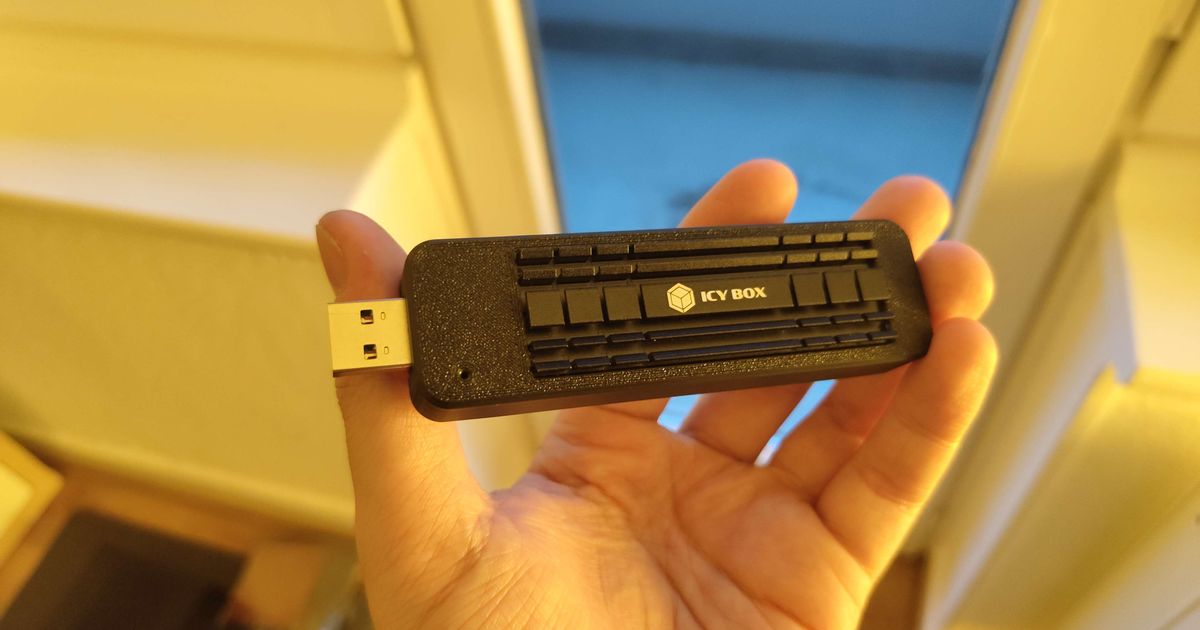 M2 ssd USB case Remixed by user_1242414689 - MakerWorld