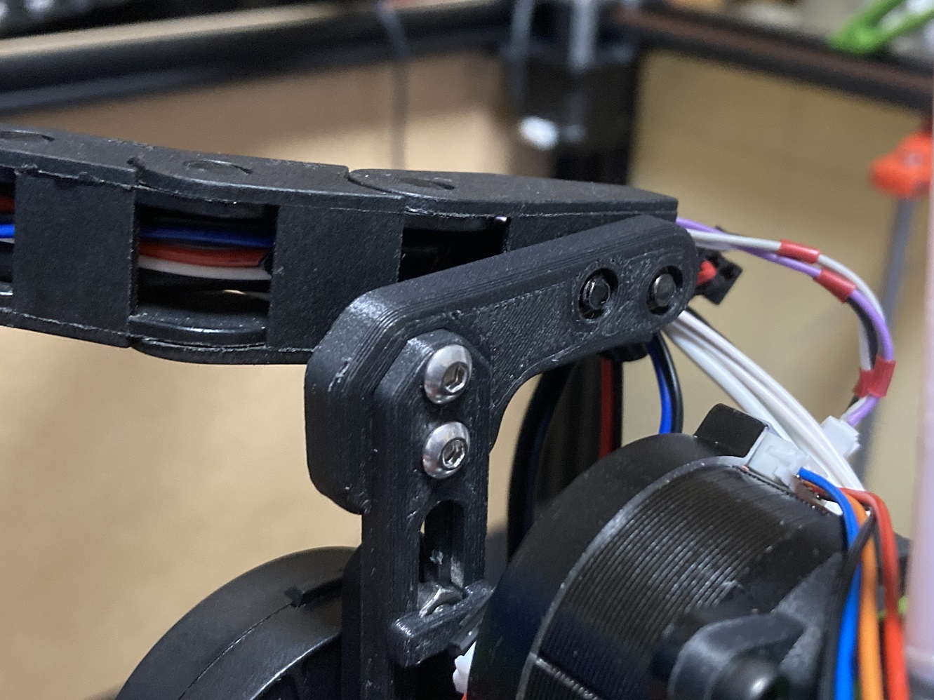 Simple Stock Cable Drag Chain Mount for VzBoT Vz-Printhead by marbocub ...