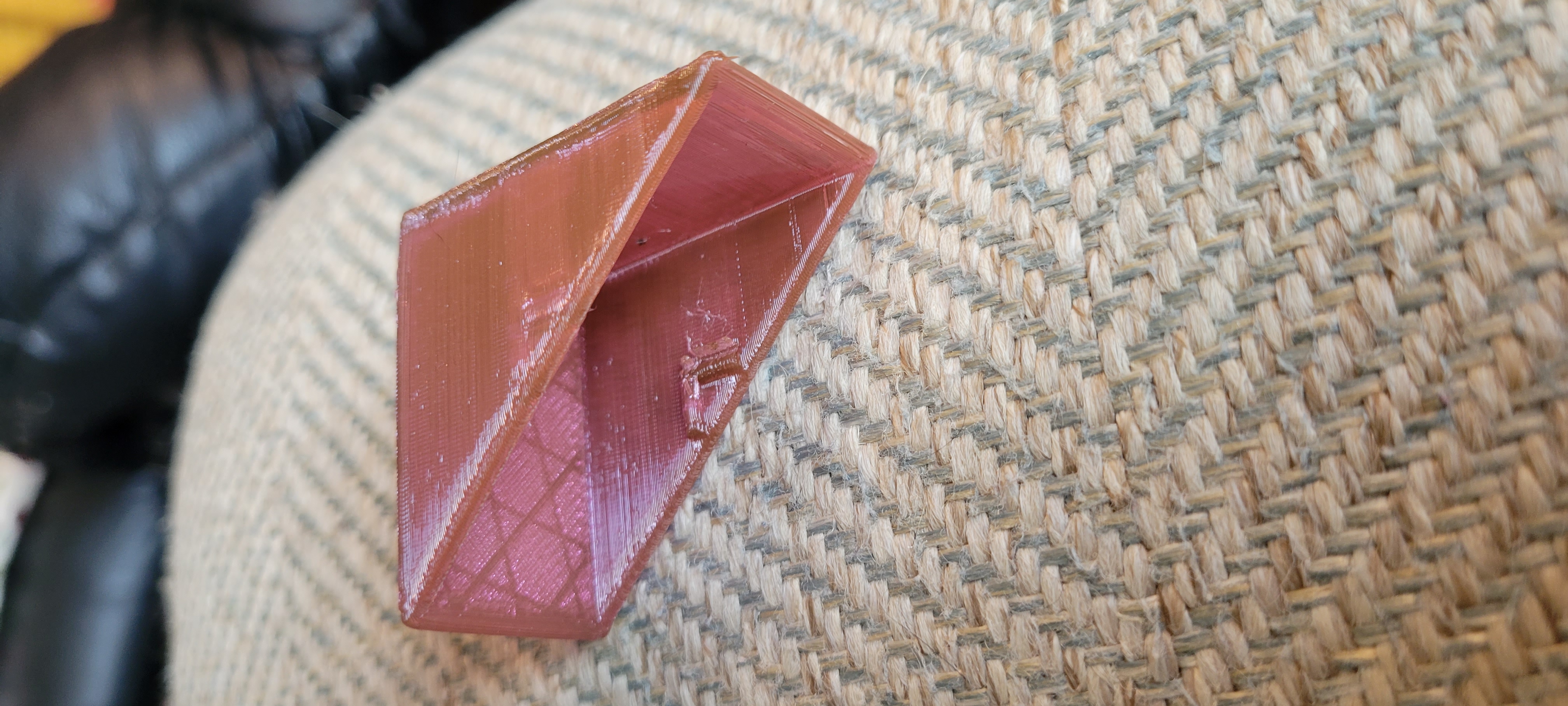 Cubical Shelf Door Bumper by Dimbulb | Download free STL model ...