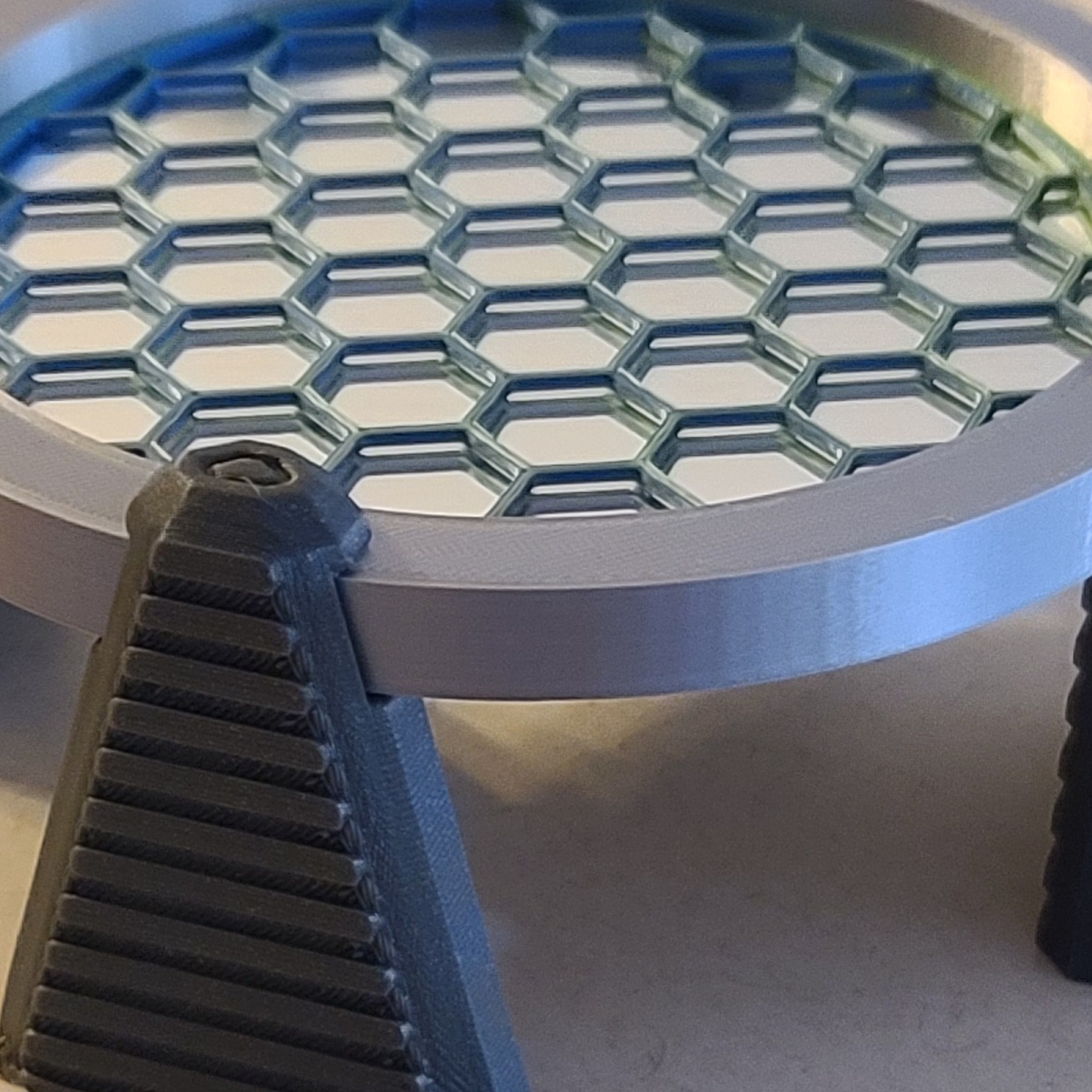 Mirror Plant Stand / Table (Core Setup) - part of the Reflection Stand ...