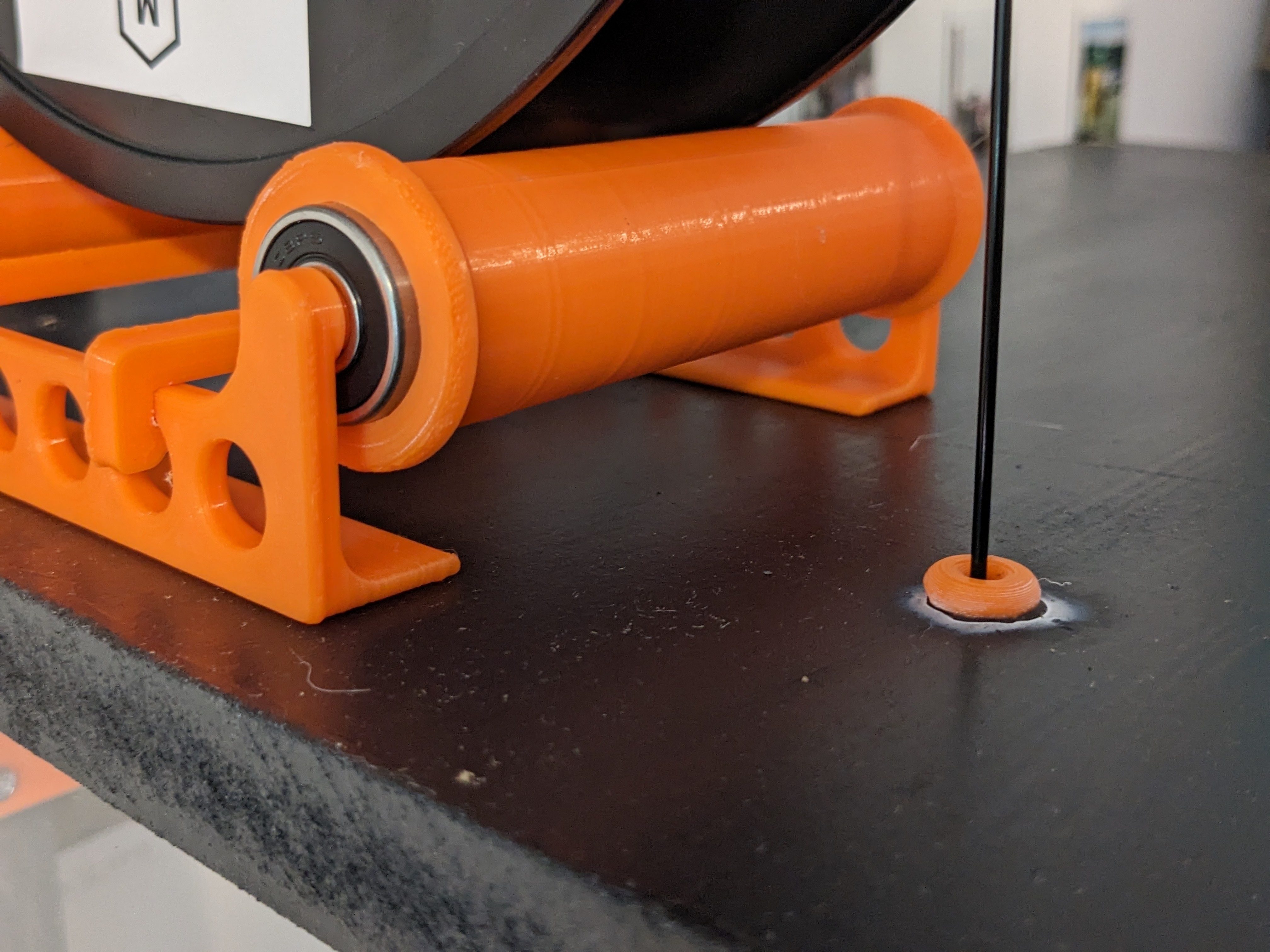 Filament Guide Hole Cover by Beiro Falone | Download free STL model ...