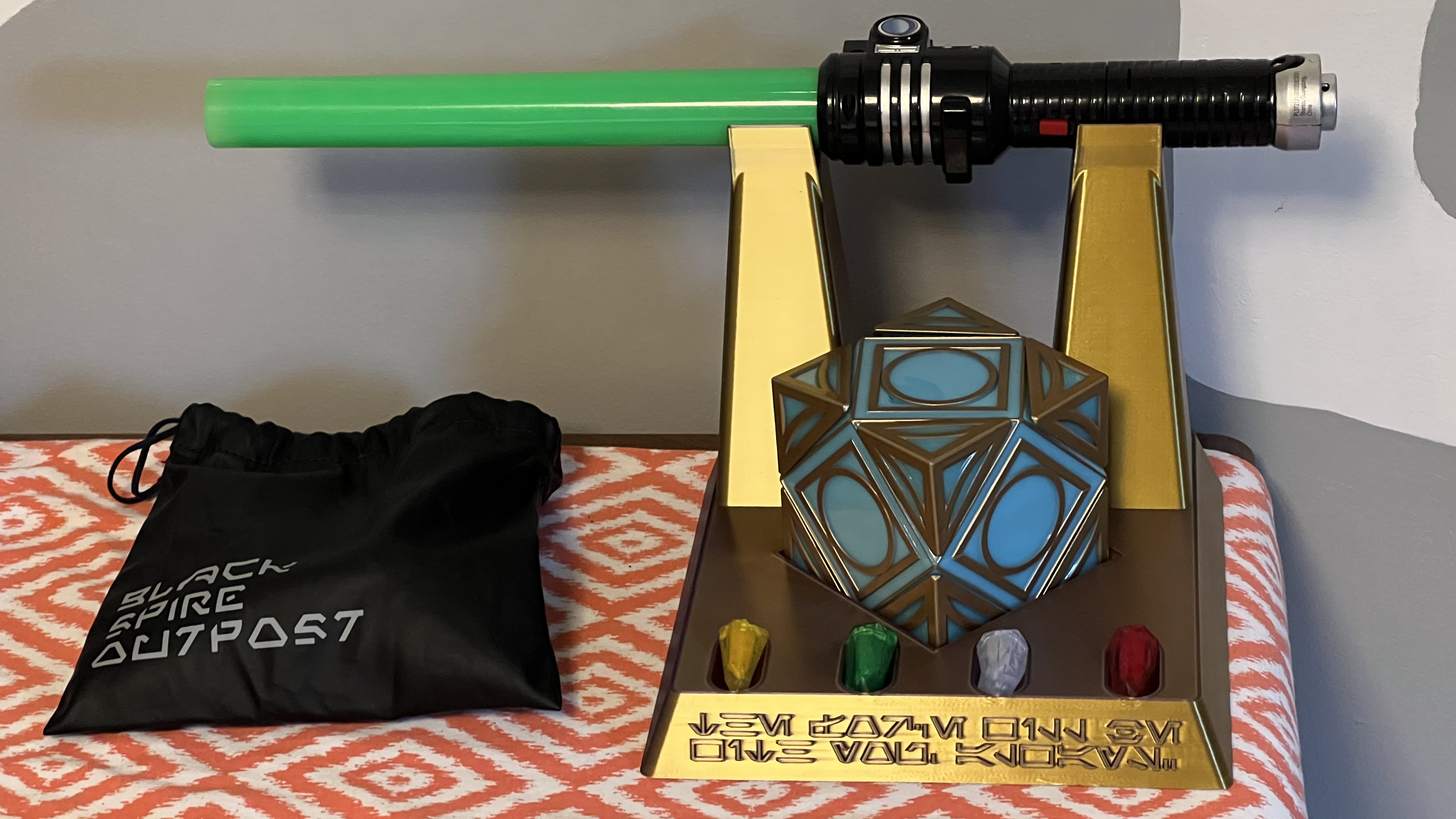 Galaxy's Edge Holocron Stand by hjmcnew | Download free STL model ...