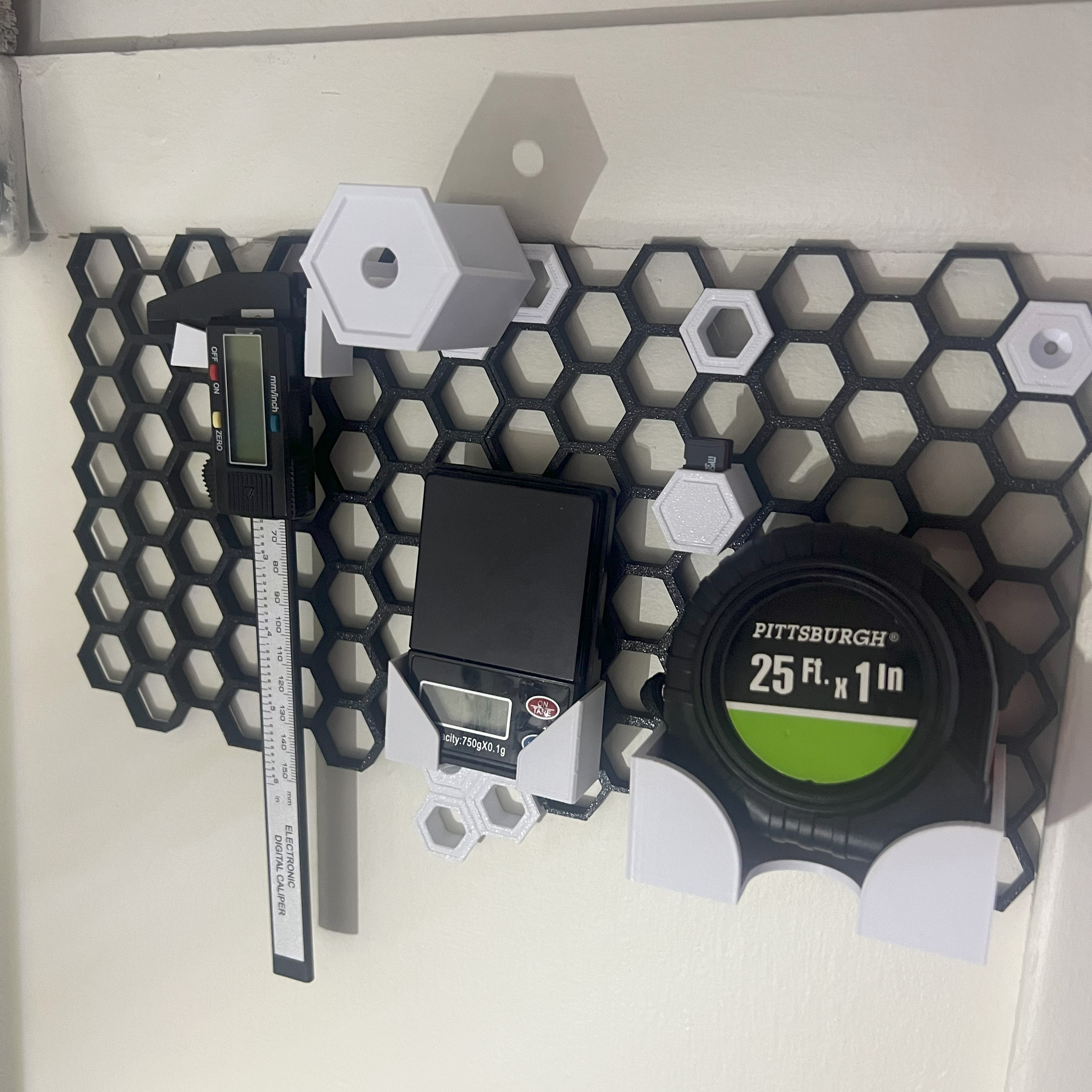 Digital Pocket Scale Holder for HSW by Jackint0sh | Download free STL ...