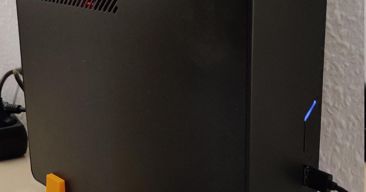 Fractal Design Node 202 case vertical stand (With source file) by ...