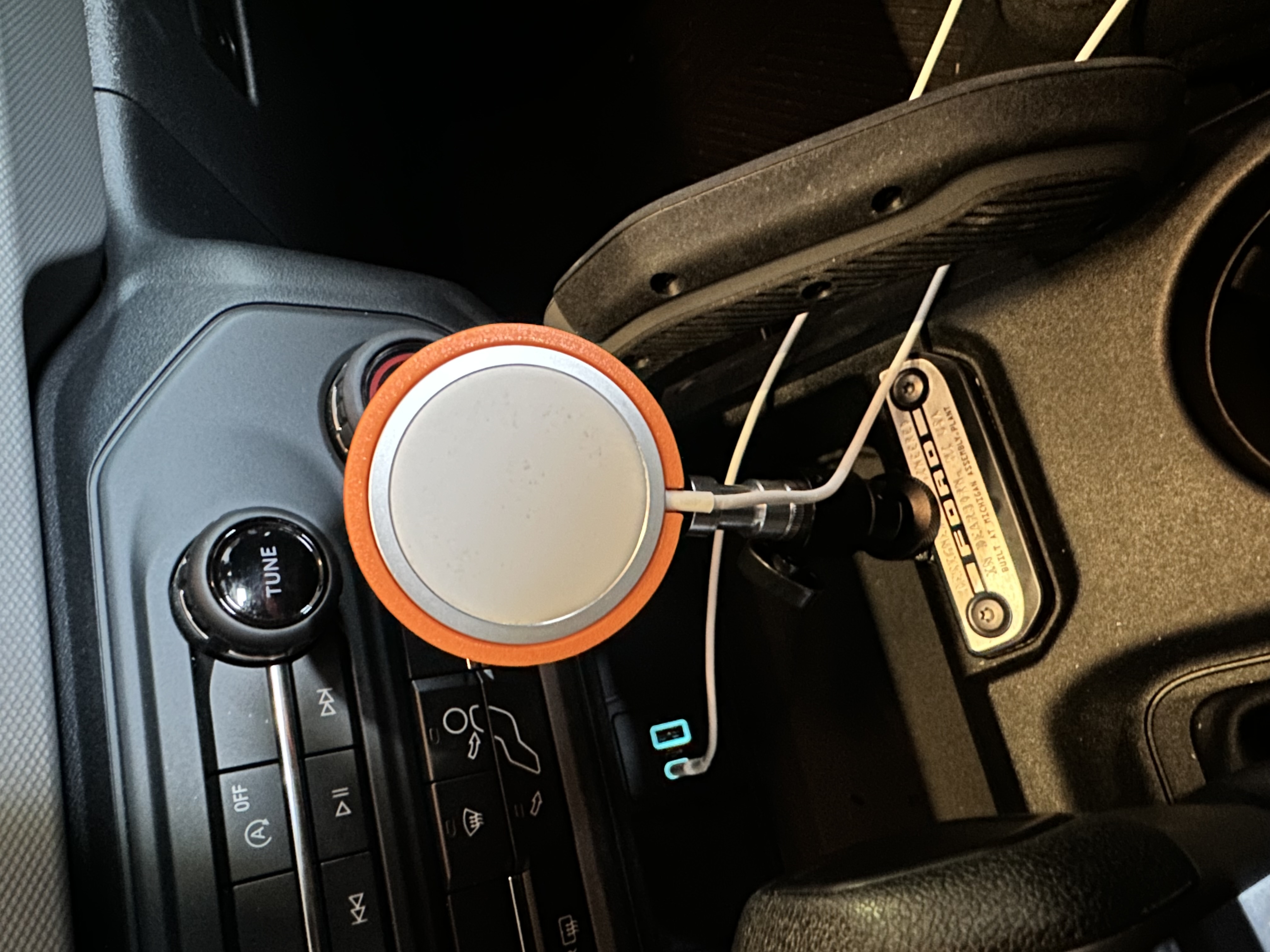 2021-2024 Ford Bronco plate phone mount by Jeremy311 | Download free ...