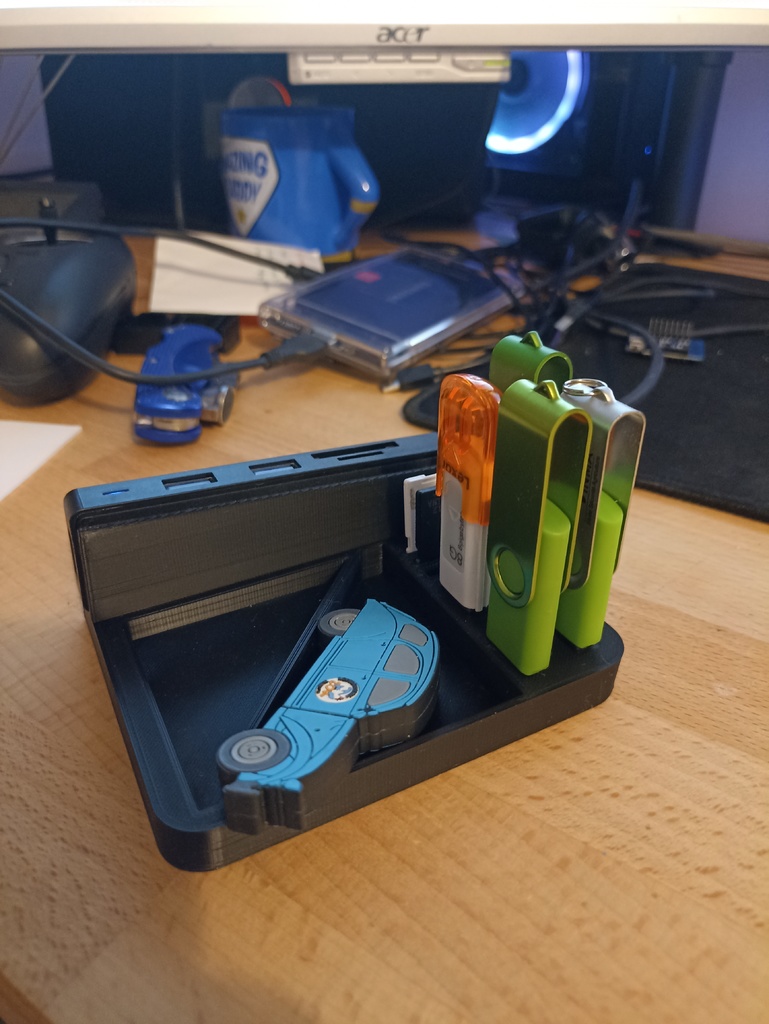 Tuspy USB Hub Card Holder by charles pflieger | Download free STL model ...