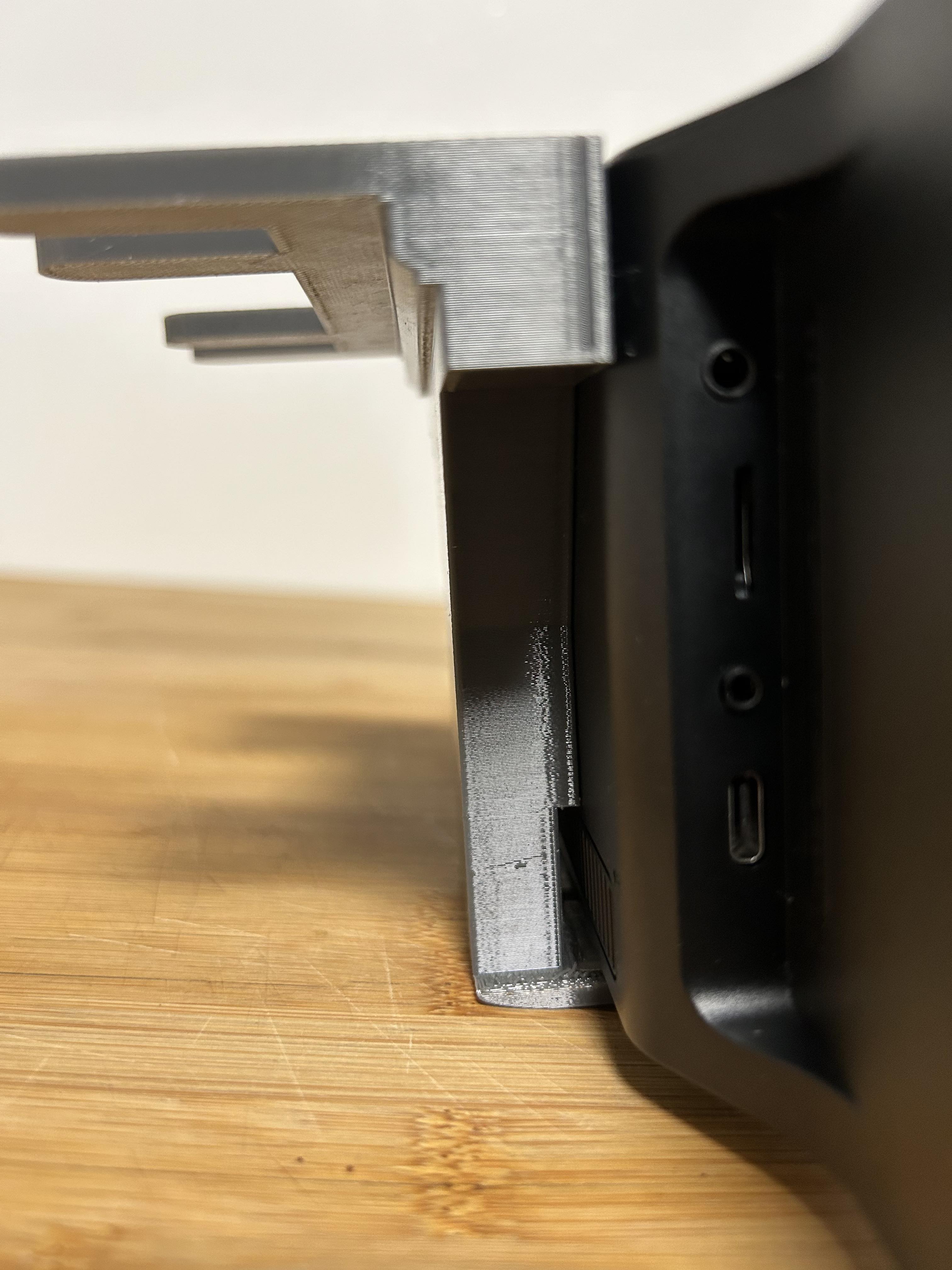 Carplay, Android Auto 10"- CD car mount by ninny | Download free STL ...