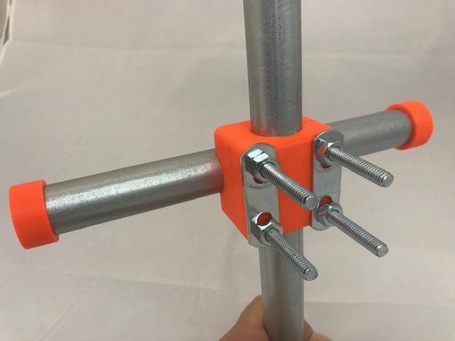 Makerpipe Crossover Clamp for EMT using U-bolts by Simple3D | Download ...