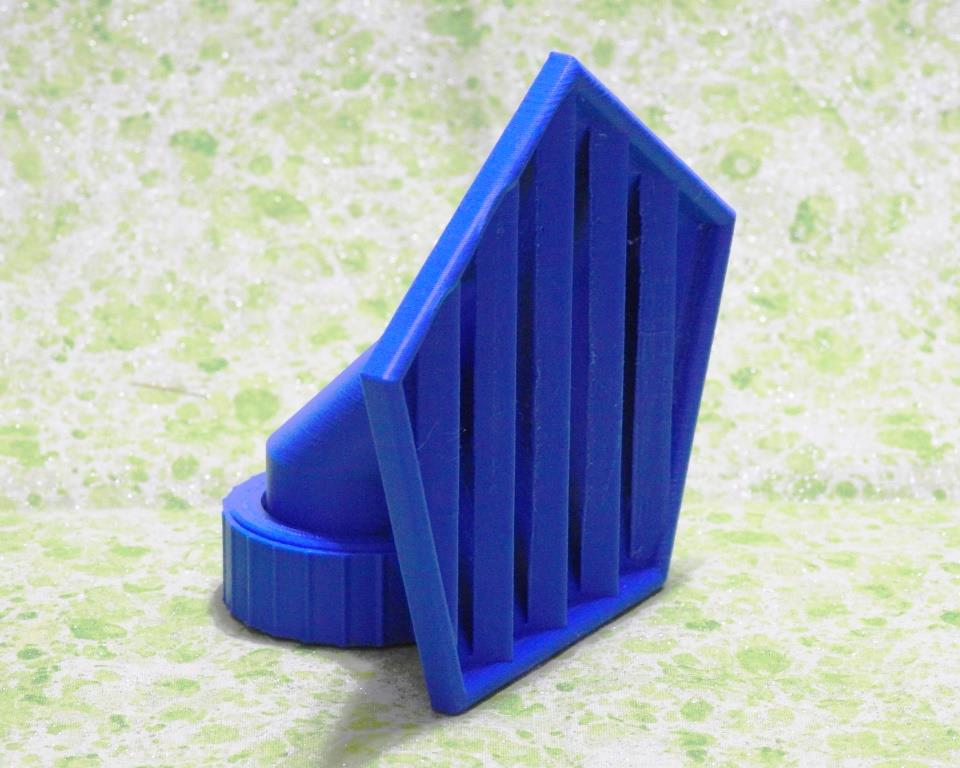 Laundry Detergent Cup Drainer Larger by SteveS42 | Download free STL ...