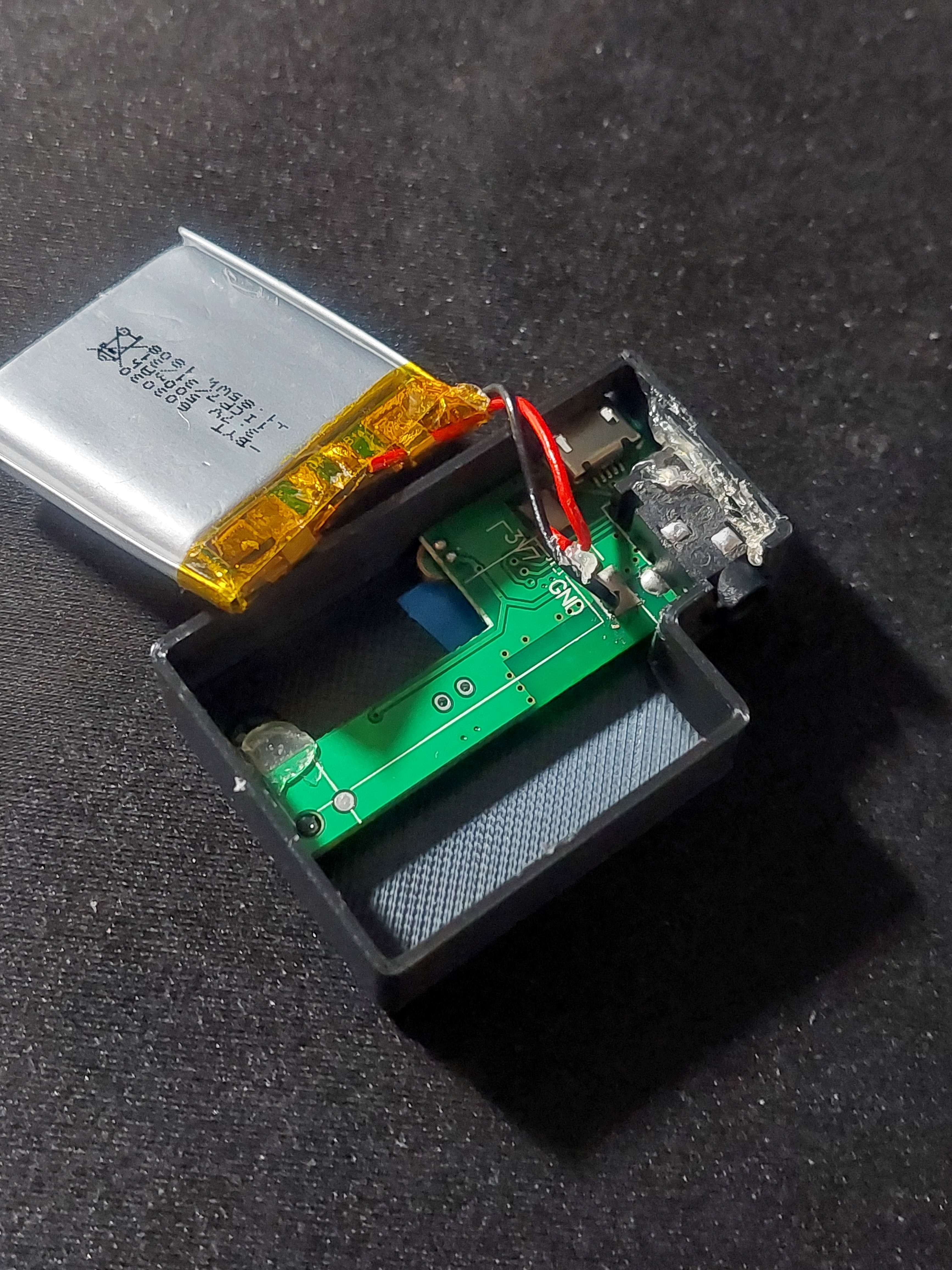 Bluetooth receiver case by Ondra | Download free STL model | Printables.com