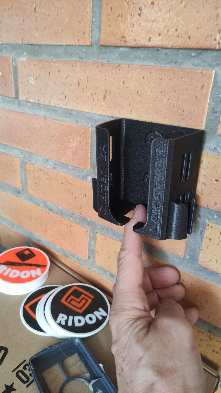 Megamo ebike wall charger 2A support by Ljhtom (Javier Hernando ...