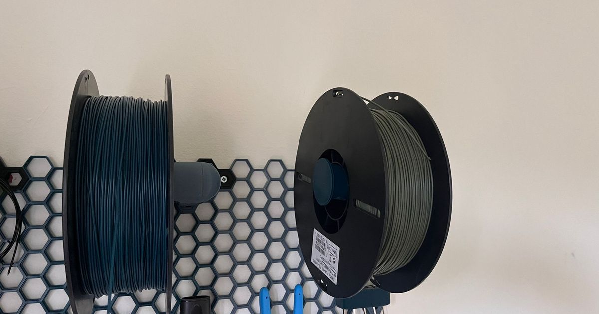 Honeycomb wall spool holder par YB | Téléchargez gratuitement un modèle ...