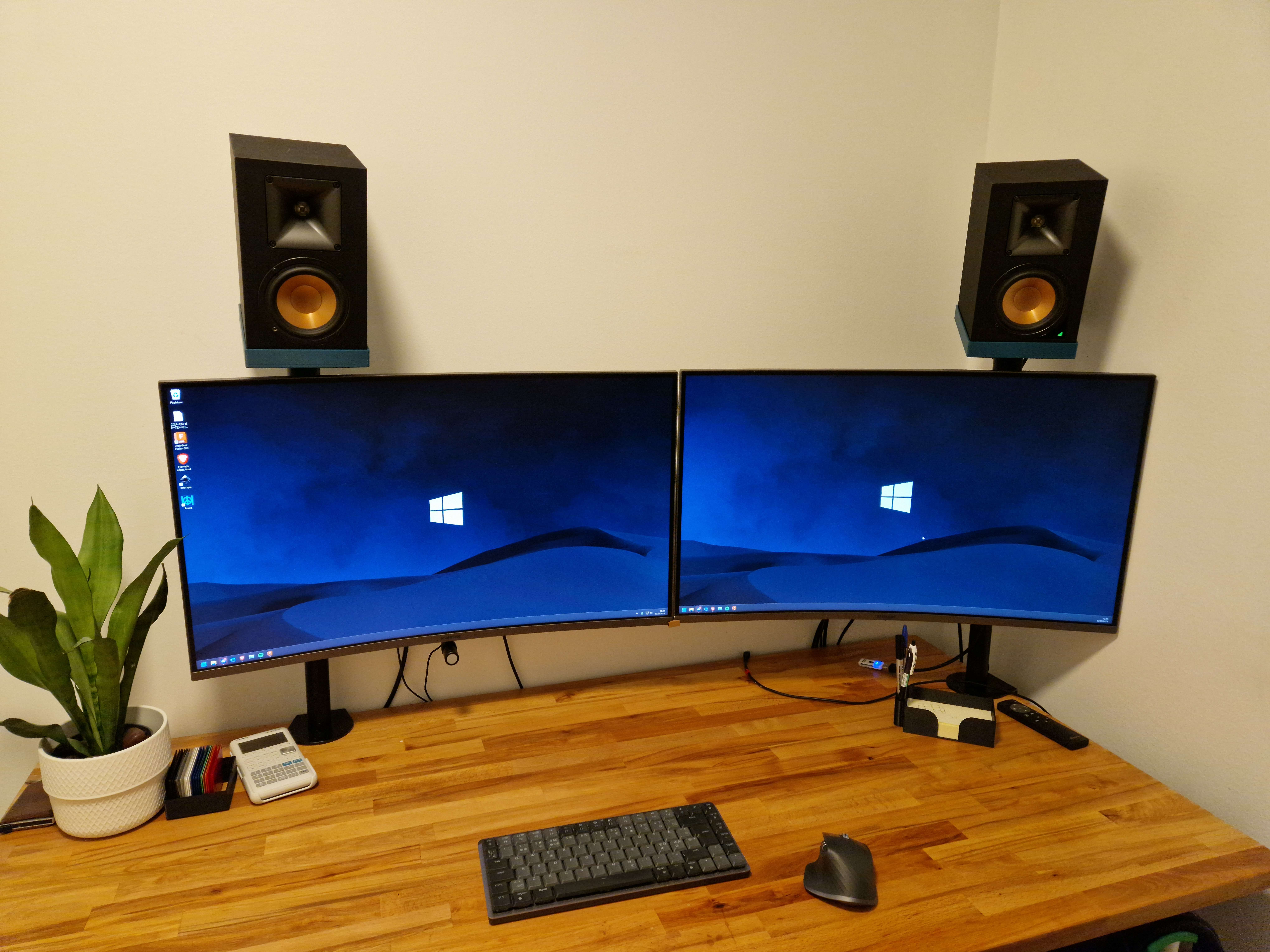 Above Monitor Speaker Stand by Tridense | Download free STL model ...