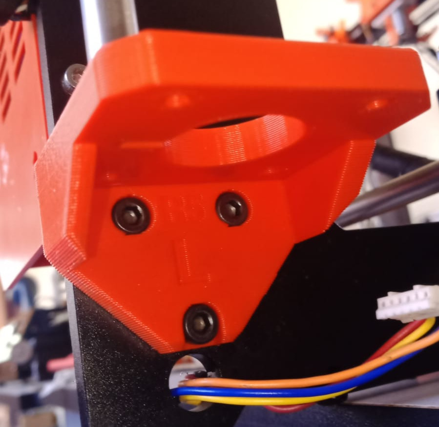 Parametric Prusa i3 Frame attached printed parts von alromh87 ...
