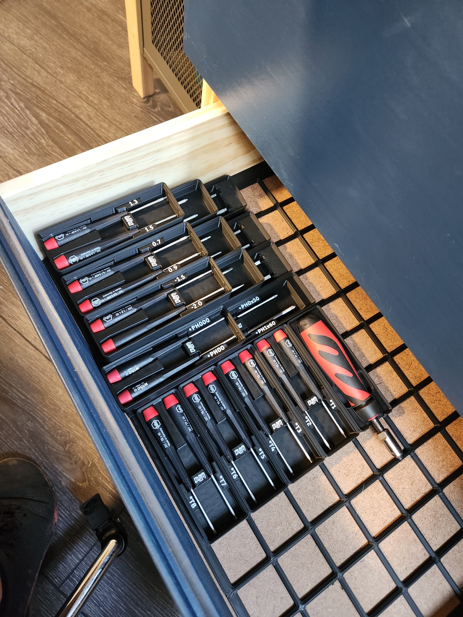 Gridfinity Wiha Precision drivers with labels by rob_awesome_lockwood | Download free STL model ...