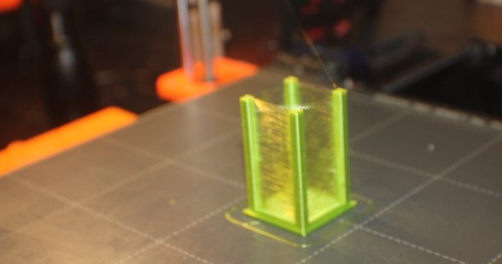 Stringing test with temperature change every 5 mm by Ray Fox | Download ...