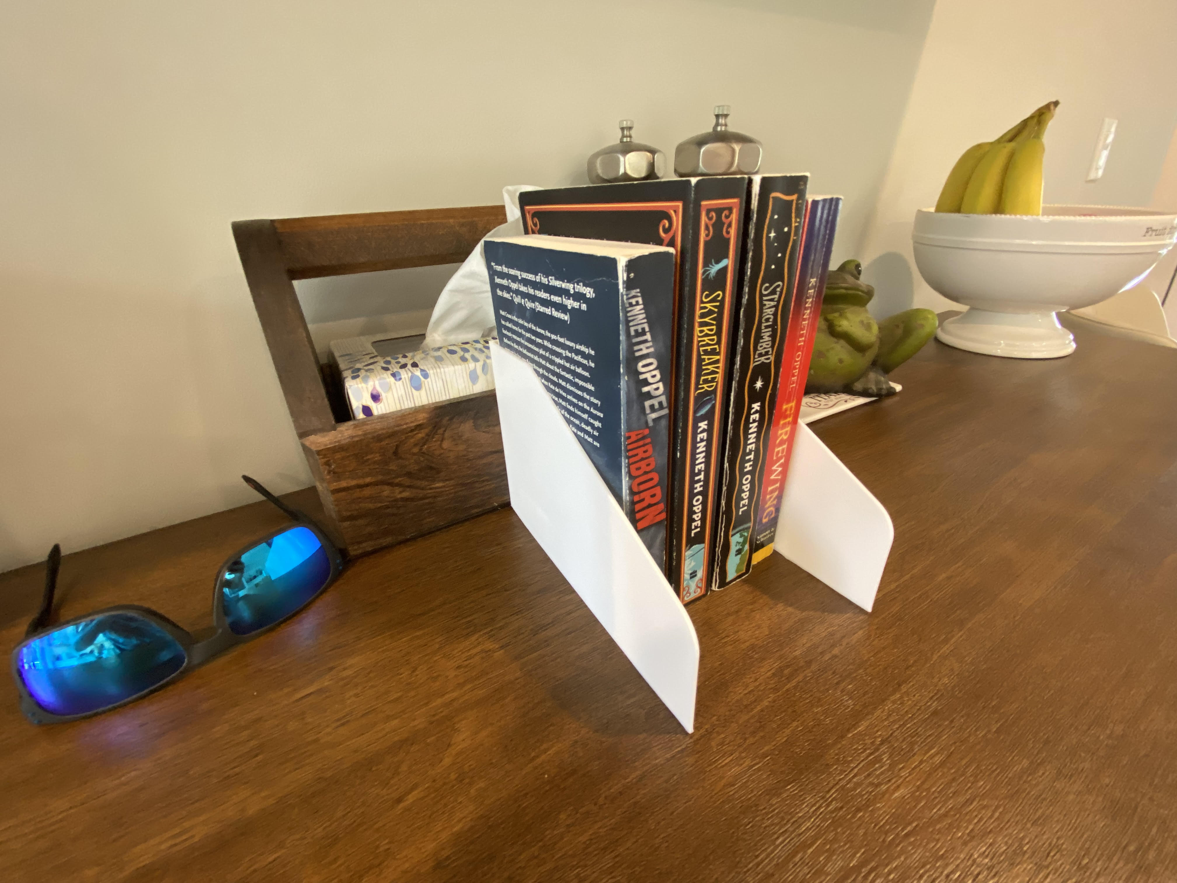 Book Stand by CrAzy CaMeL | Download free STL model | Printables.com