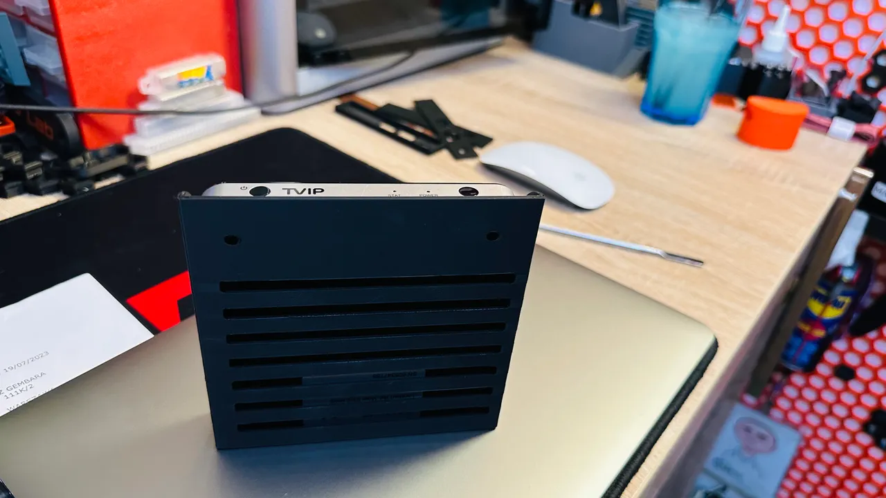 TviP decoder wall mount by depesz | Download free STL model ...