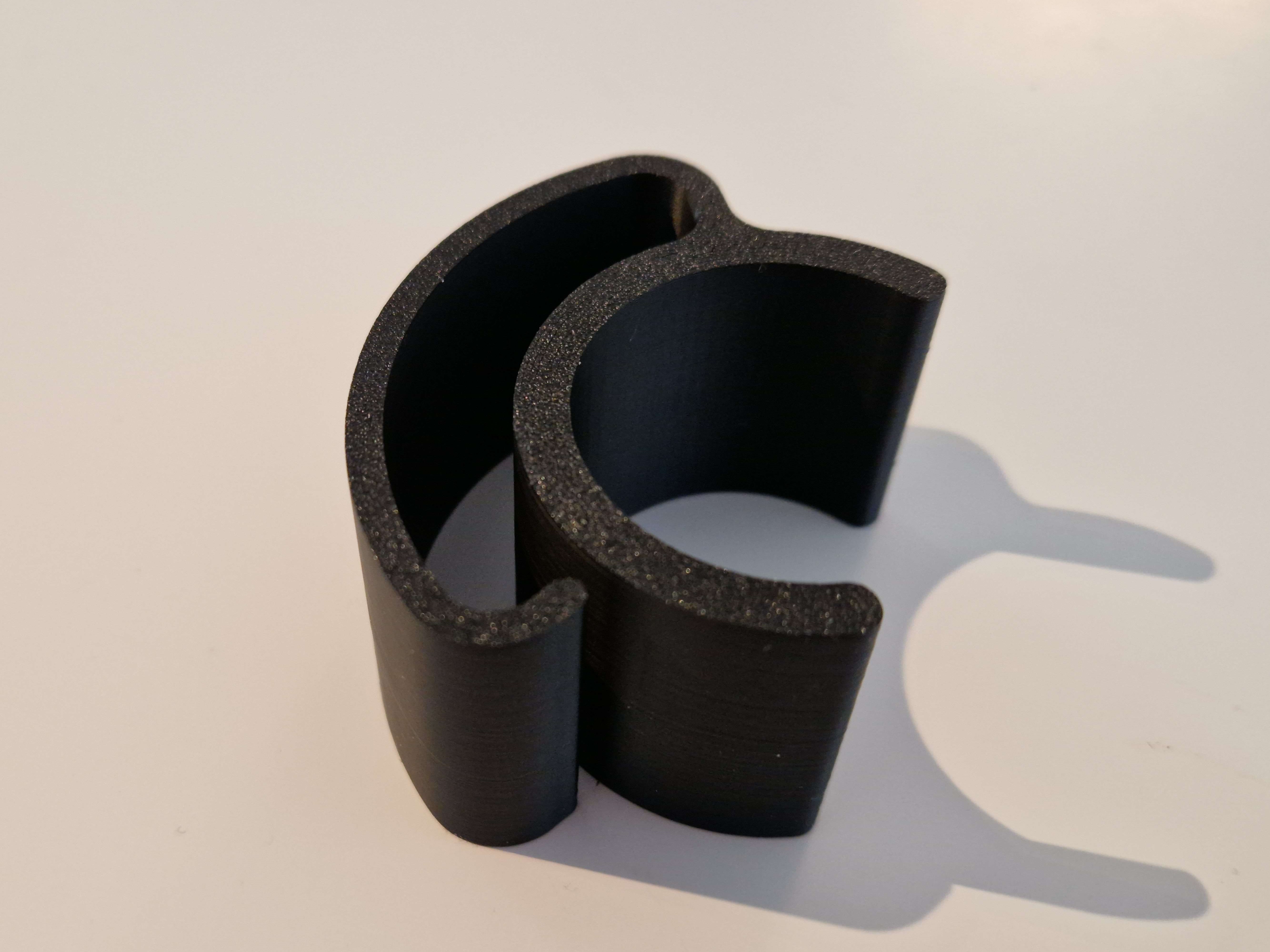 Simple Monitor Arm Cable Clip by Tridense | Download free STL model ...