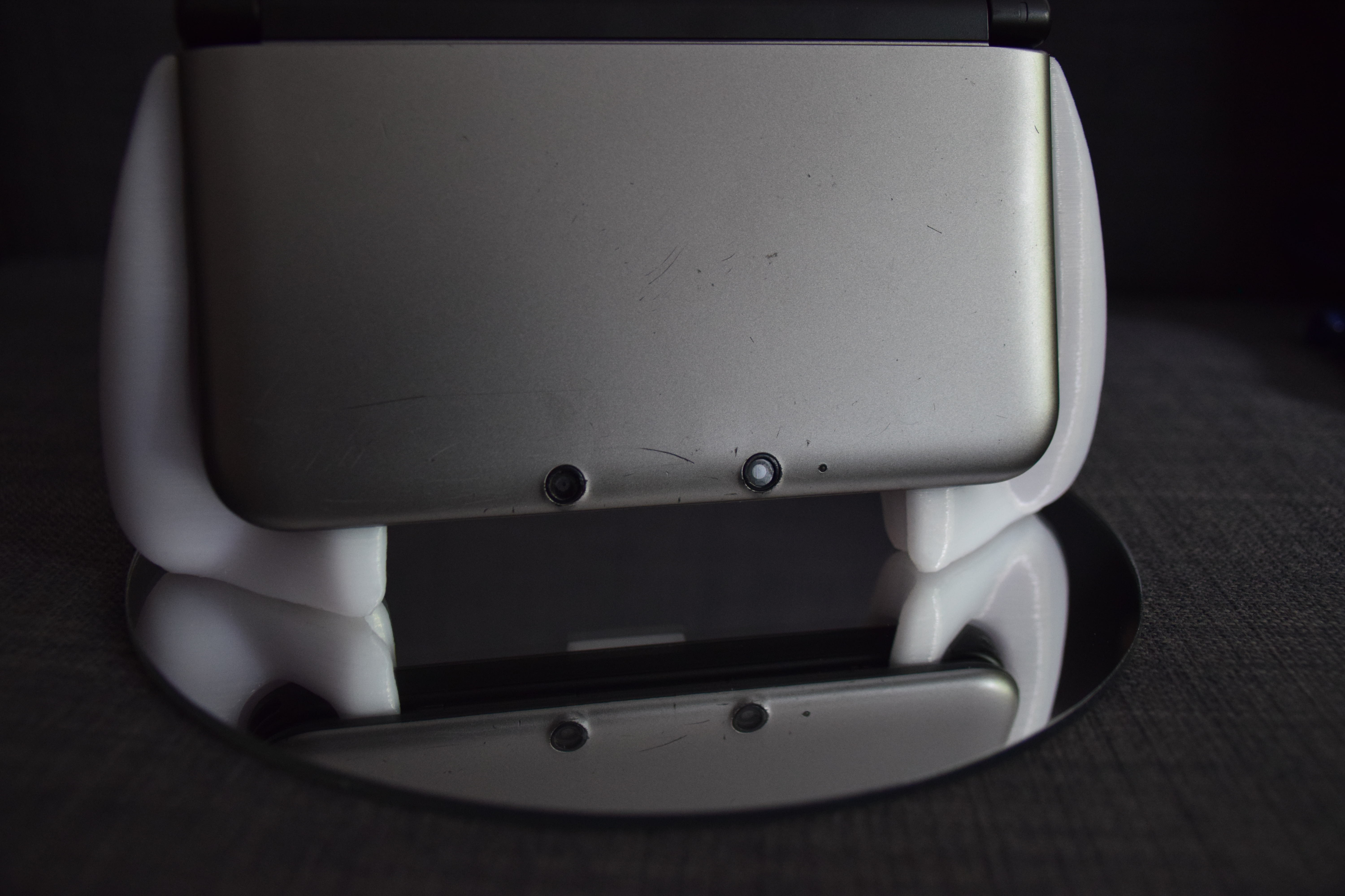 Grip Stand New Nintendo 3Ds XL by BARTACUS | Download free STL model ...