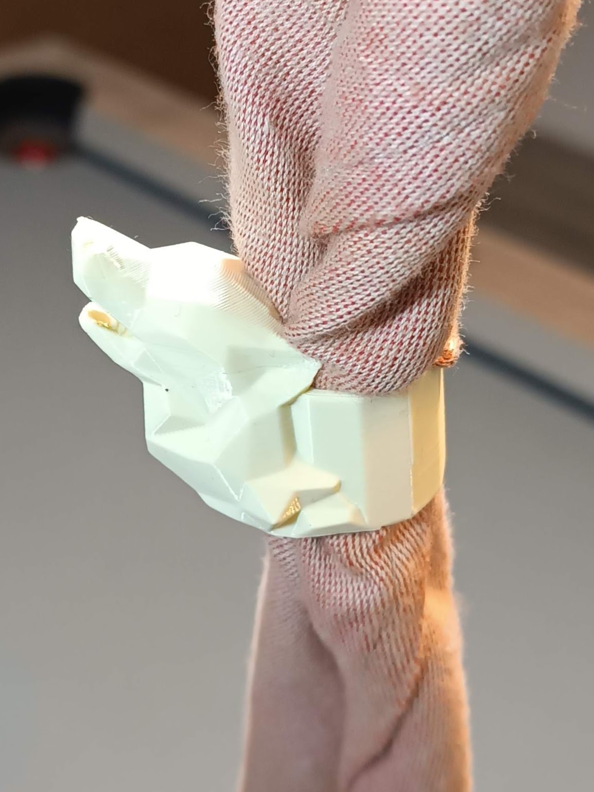 Howling wolf head lowpoly woggle cubscout neckerchief scarfring ...