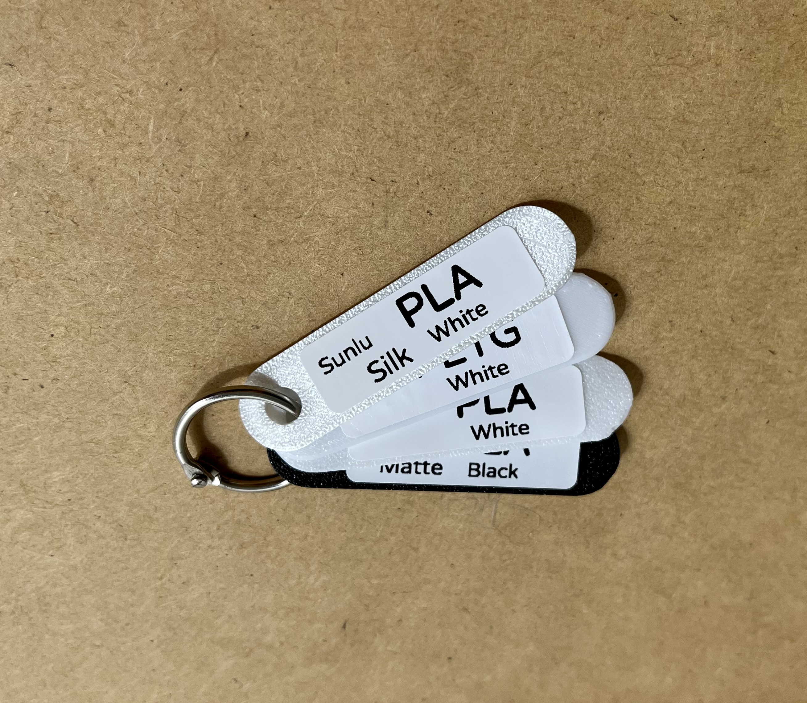 Filament Swatch for 40x12mm Labels by easai | Download free STL model ...