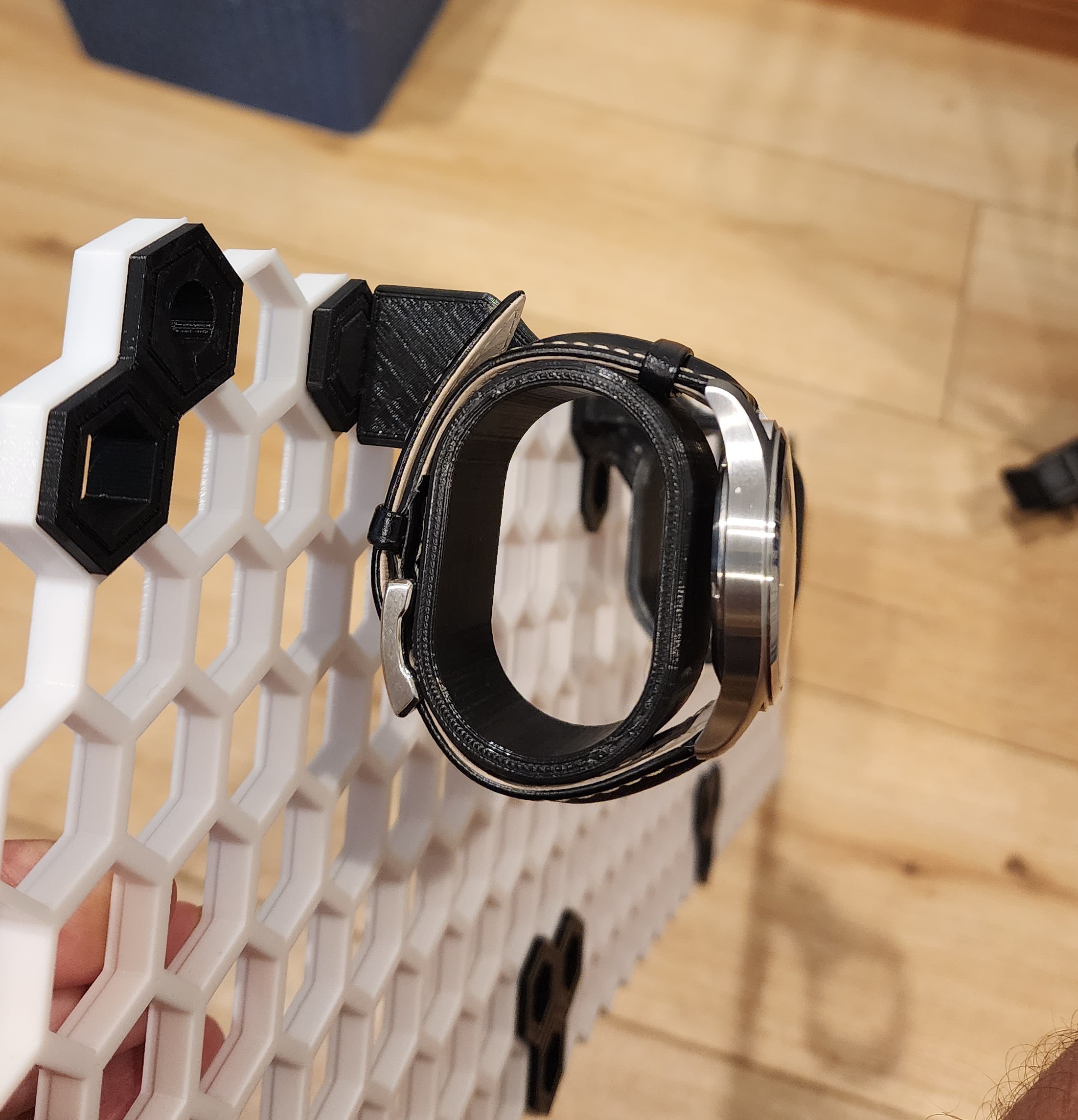 Watch Stand by Fred | Download free STL model | Printables.com