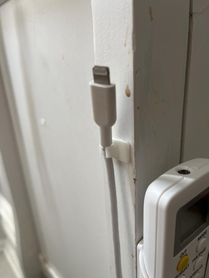 Small cable clip by user823794 | Download free STL model | Printables.com