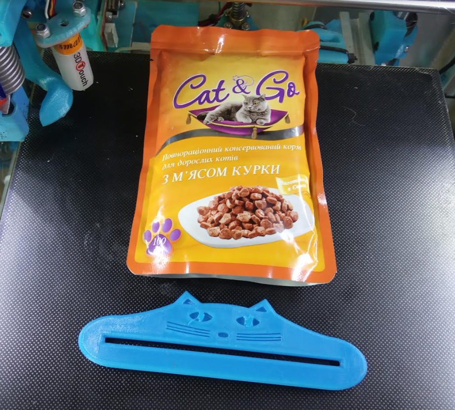 Cat food pouch squeezer by JakeInEurope | Download free STL model ...