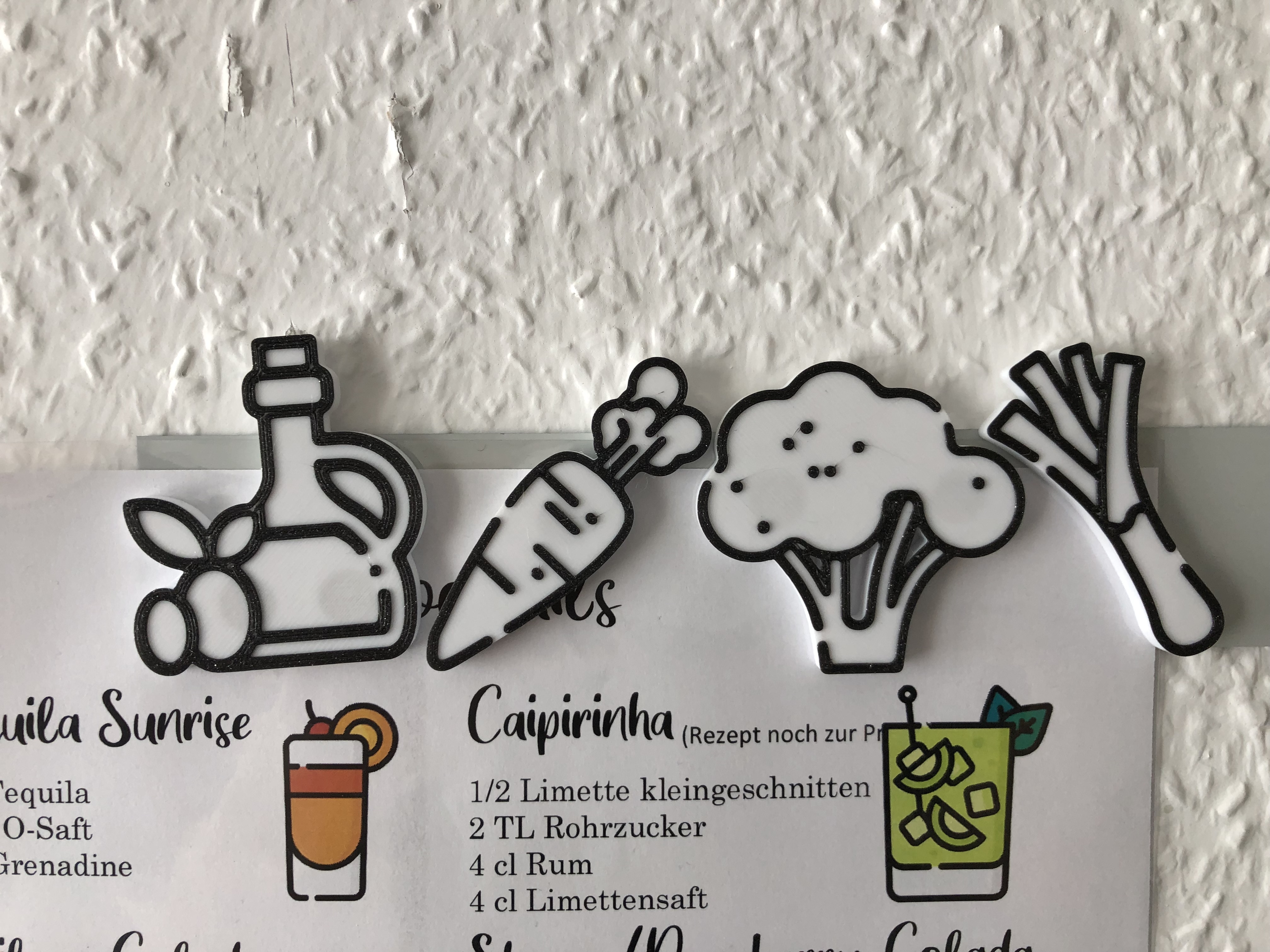 Kitchen magnet for recipes by Kat | Download free STL model ...