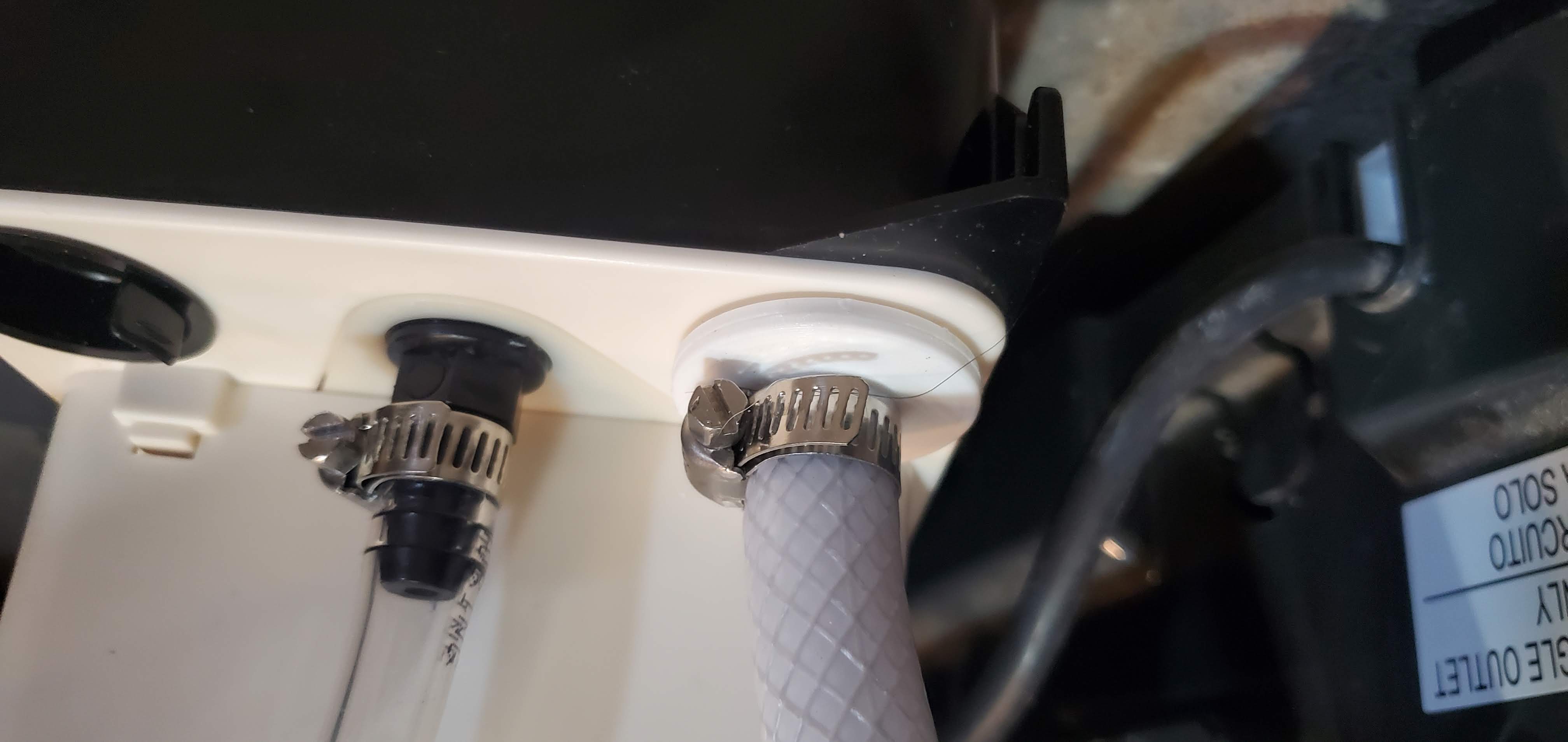 Barbed Connector for Condensation Pump by Layer By Layer | Download ...